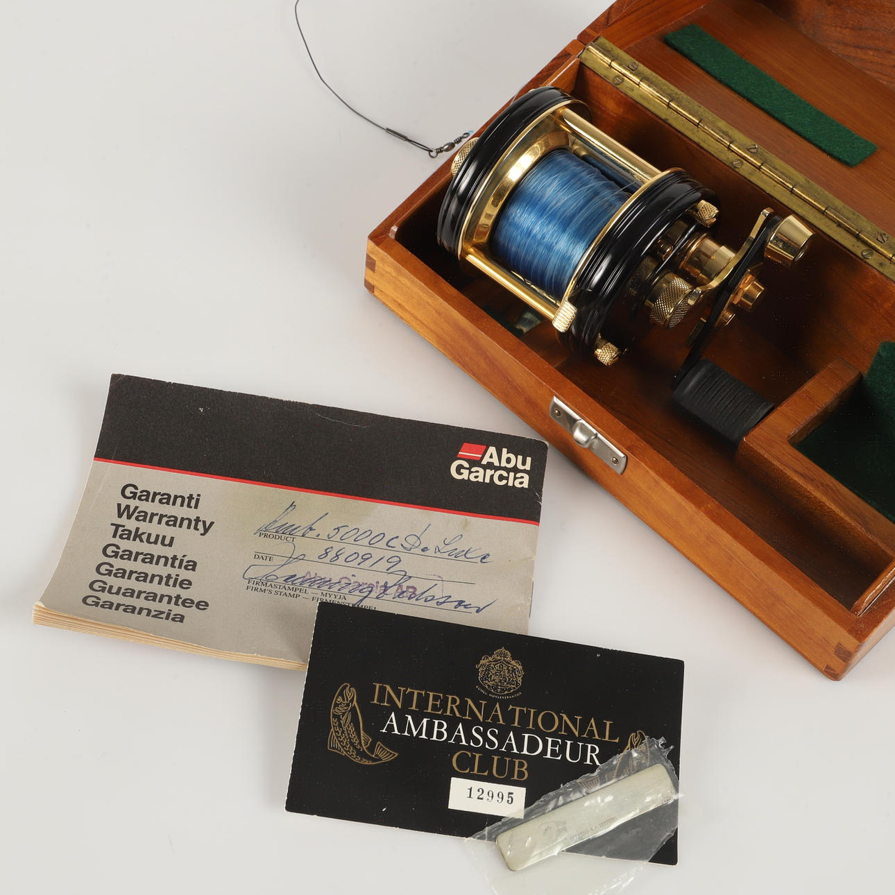 FISKERULLE, "Ambassadeur 5000 C De Luxe", Abu, Sverige. Övrigt - Fiskeutrustning - Auctionet