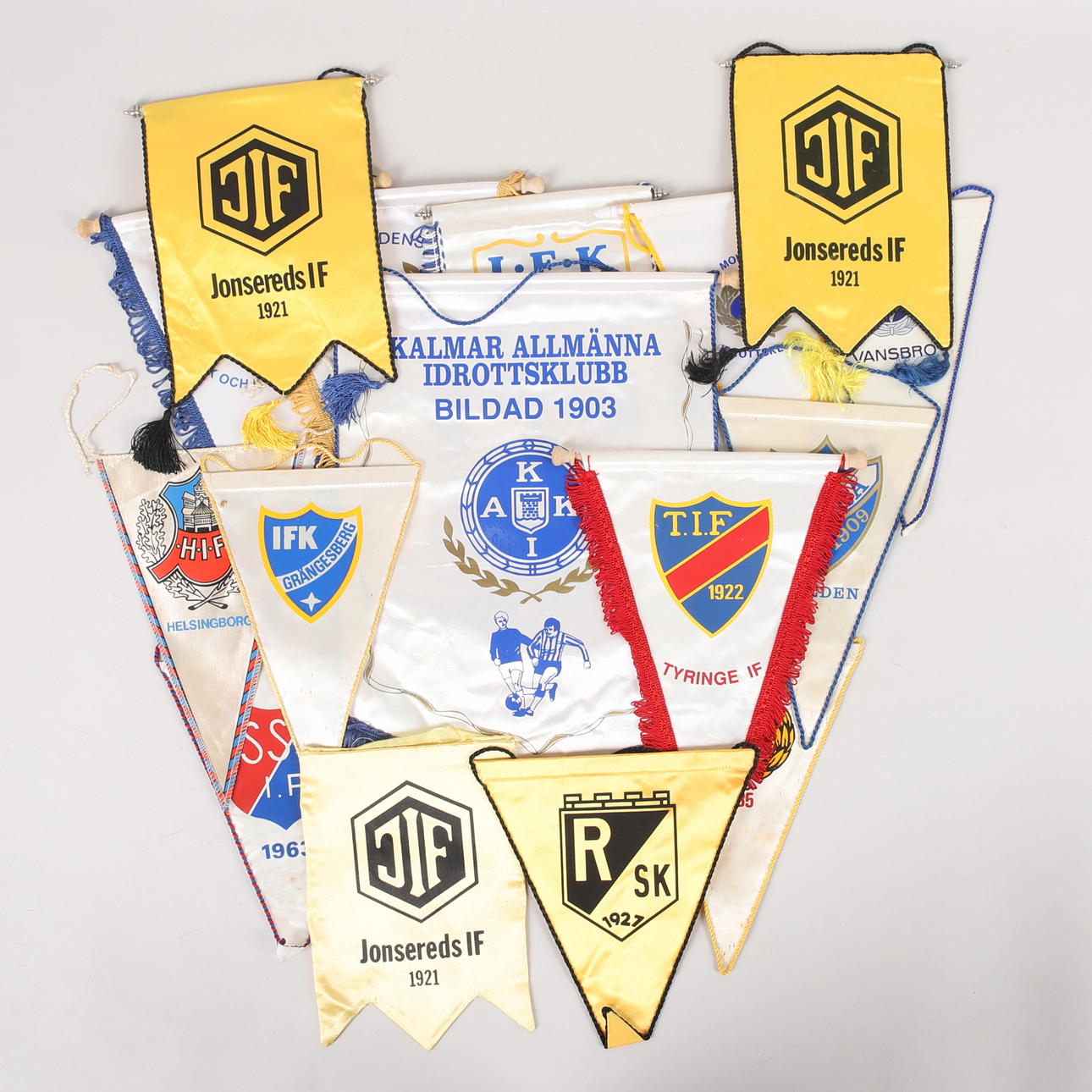 VIMPLAR, 18 st, svenska fotbollslag. Övrigt - Övrigt - Auctionet