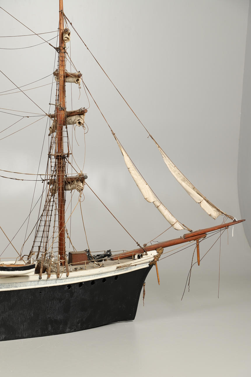 LARGE 19THC THREE MAST WATERLINE MODEL SHIP - MERCHANTMAN ...