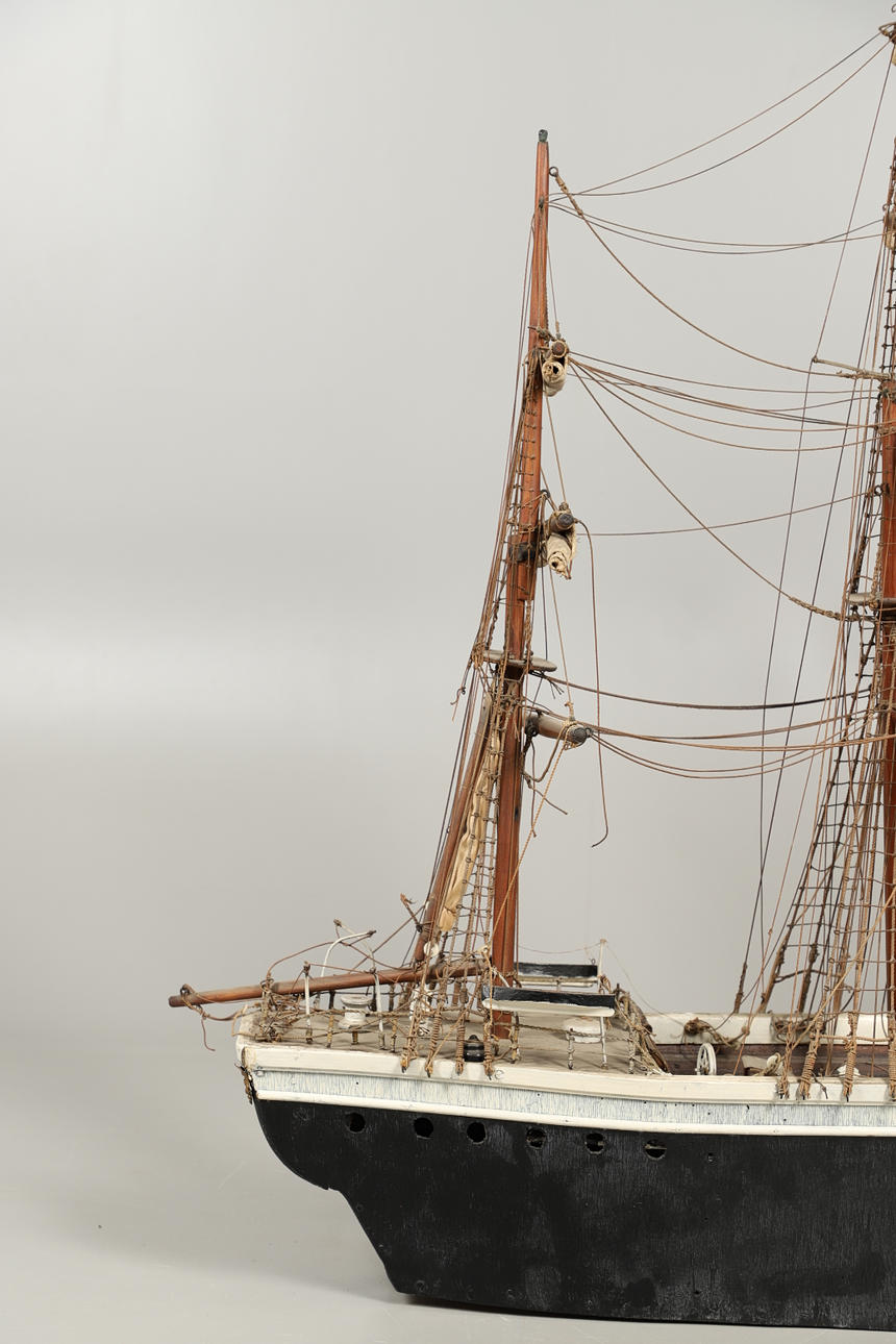 LARGE 19THC THREE MAST WATERLINE MODEL SHIP - MERCHANTMAN ...