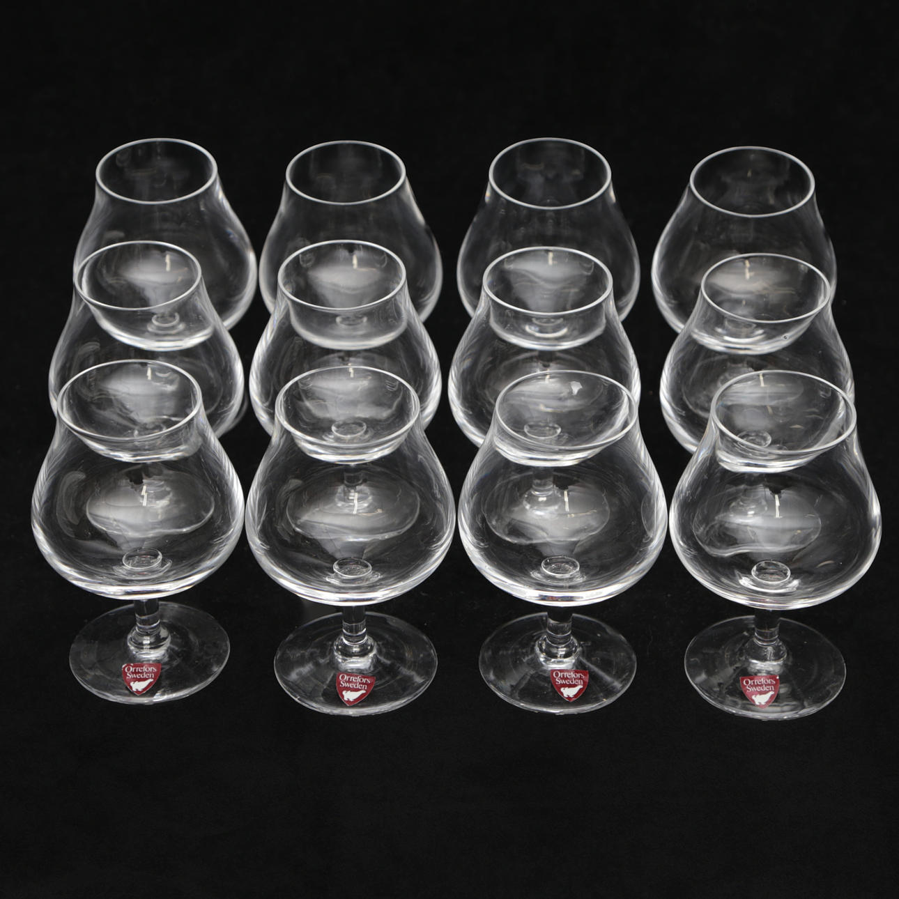 NILS LANDBERG. AROMGLAS, 16 st, Orrefors. Glas - Serviser - Auctionet