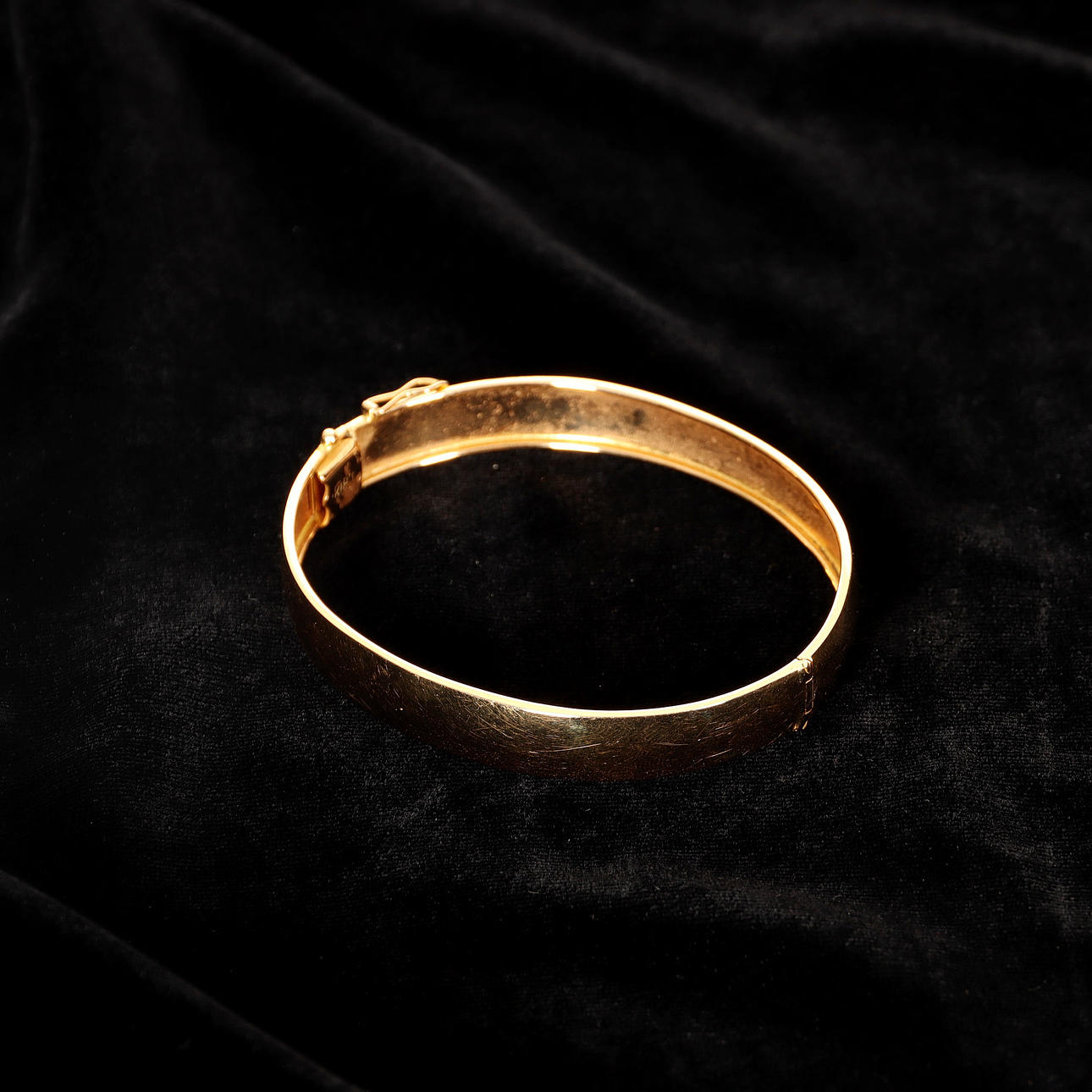 ARMBAND, stelt, 18K guld. Smycken & Ädelstenar - Armband - Auctionet