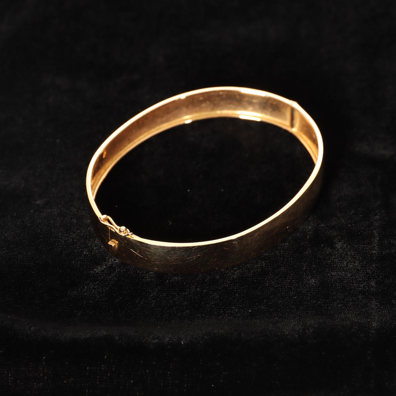 ARMBAND, stelt, 18K guld. Smycken & Ädelstenar - Armband - Auctionet