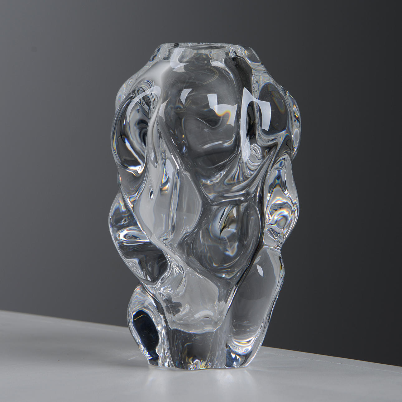 PER B. SUNDBERG. Vas, glas, Orrefors. Glas - Konstglas - Auctionet