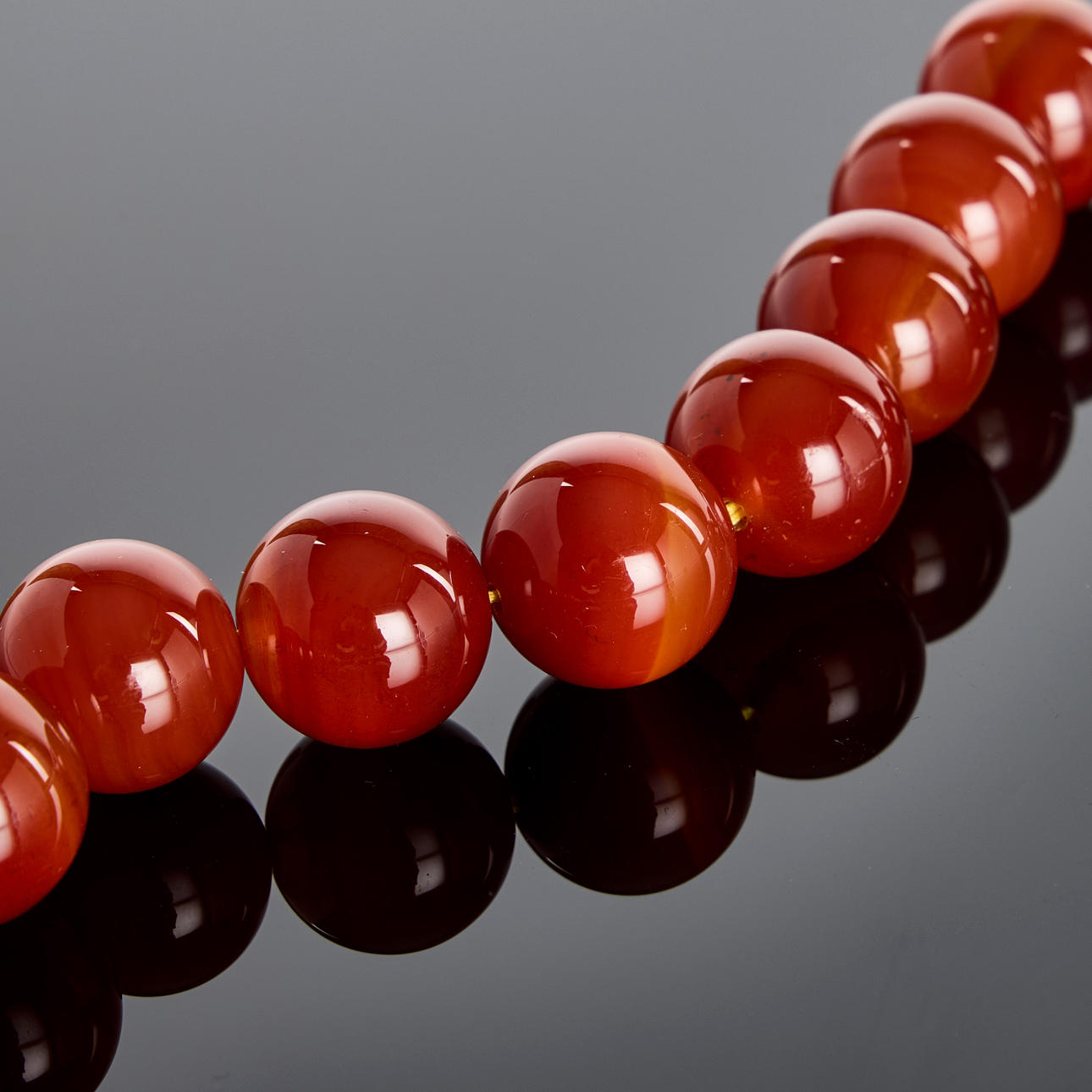 HALSBAND, carneol. Smycken & Ädelstenar - Collier - Auctionet