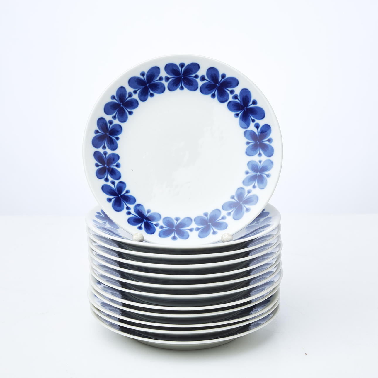 MARIANNE WESTMAN. Assietter, 12 st, "Mon Amie", Rörstrand, porslin ...