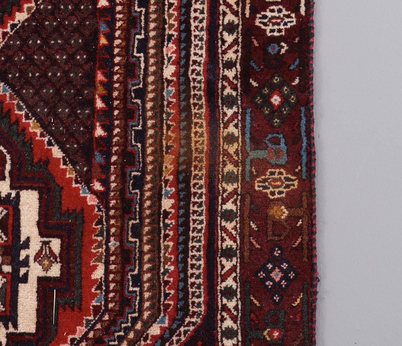 MATTA Persisk. Mattor & Textil - Mattor - Auctionet