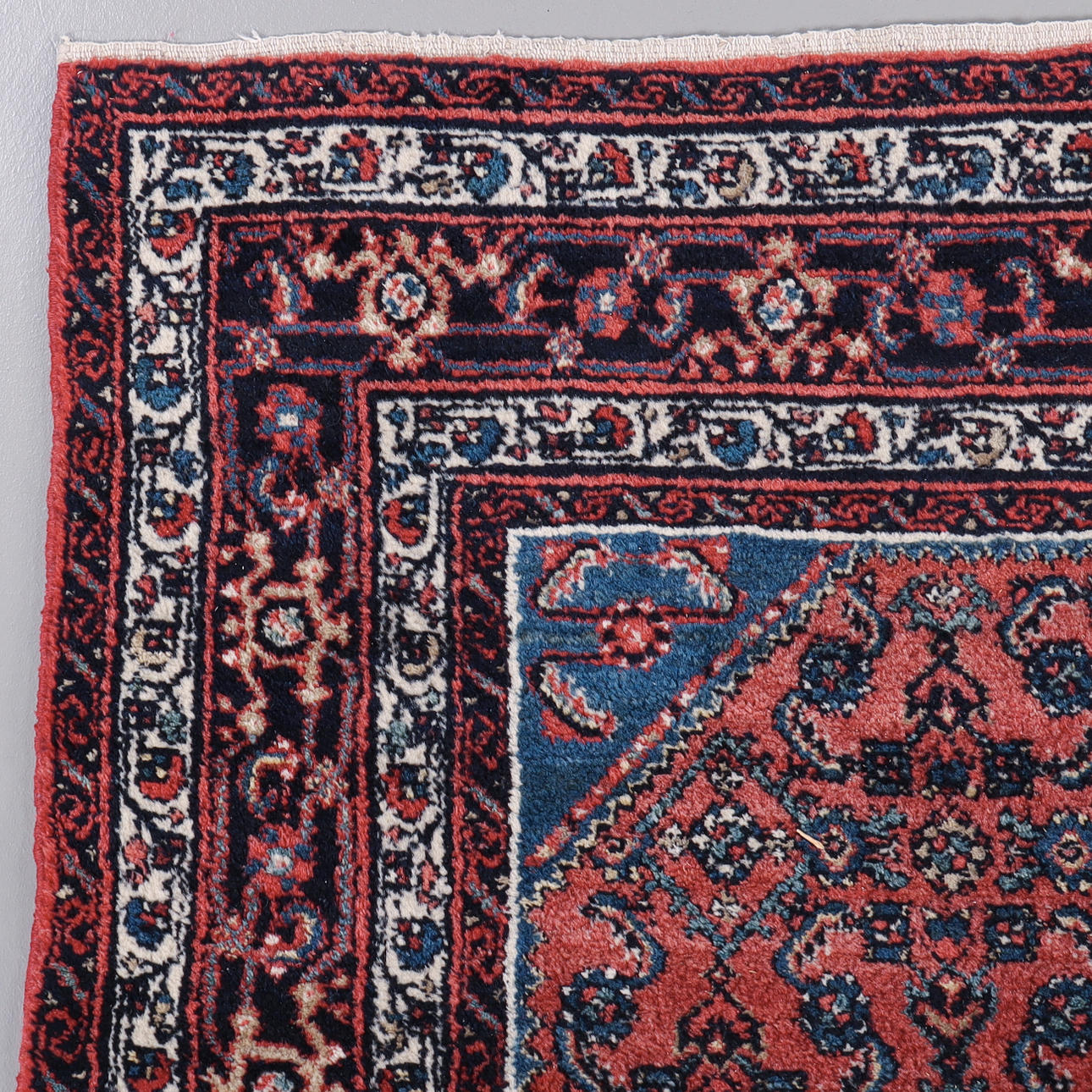 MATTA Persisk. Mattor & Textil - Mattor - Auctionet