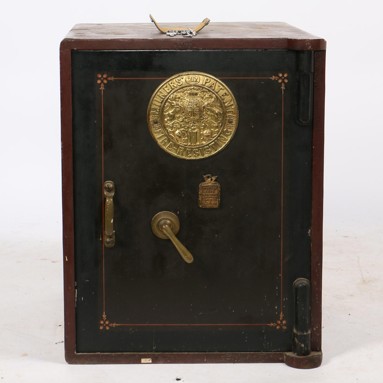EIN PATENTGESCHÜTZTER SAFE „212" VON VICTORIAN MILNERS SAFE & CO LTD ...