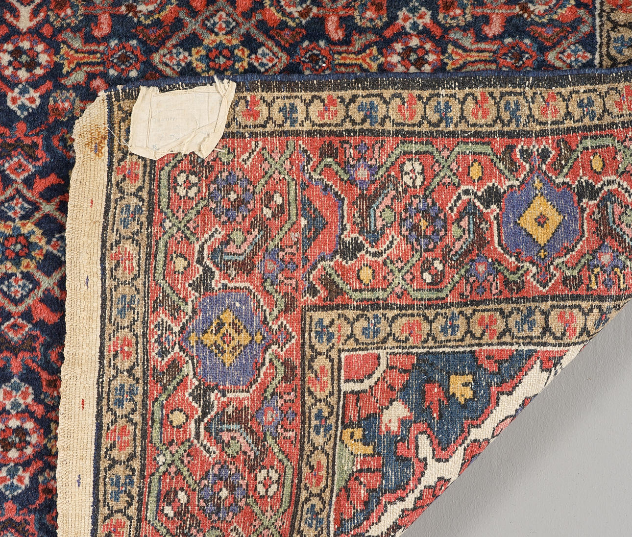 MATTA Persisk, handknuten. Mattor & Textil - Mattor - Auctionet