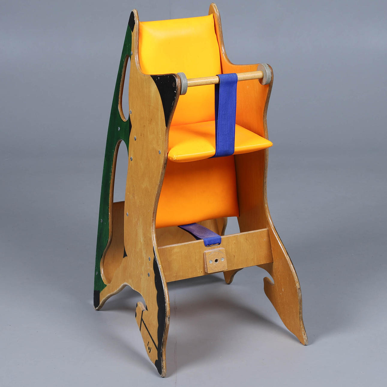 BARNSTOL, HOKUS POKUS, 1900-TAL. Möbler - Övrigt - Auctionet