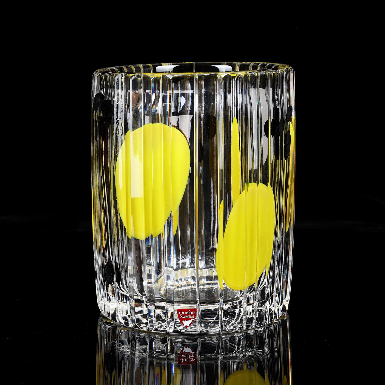 OLLE ALBERIUS. A vase, cut glass, Orrefors glasbruk, signed, 1975 ...