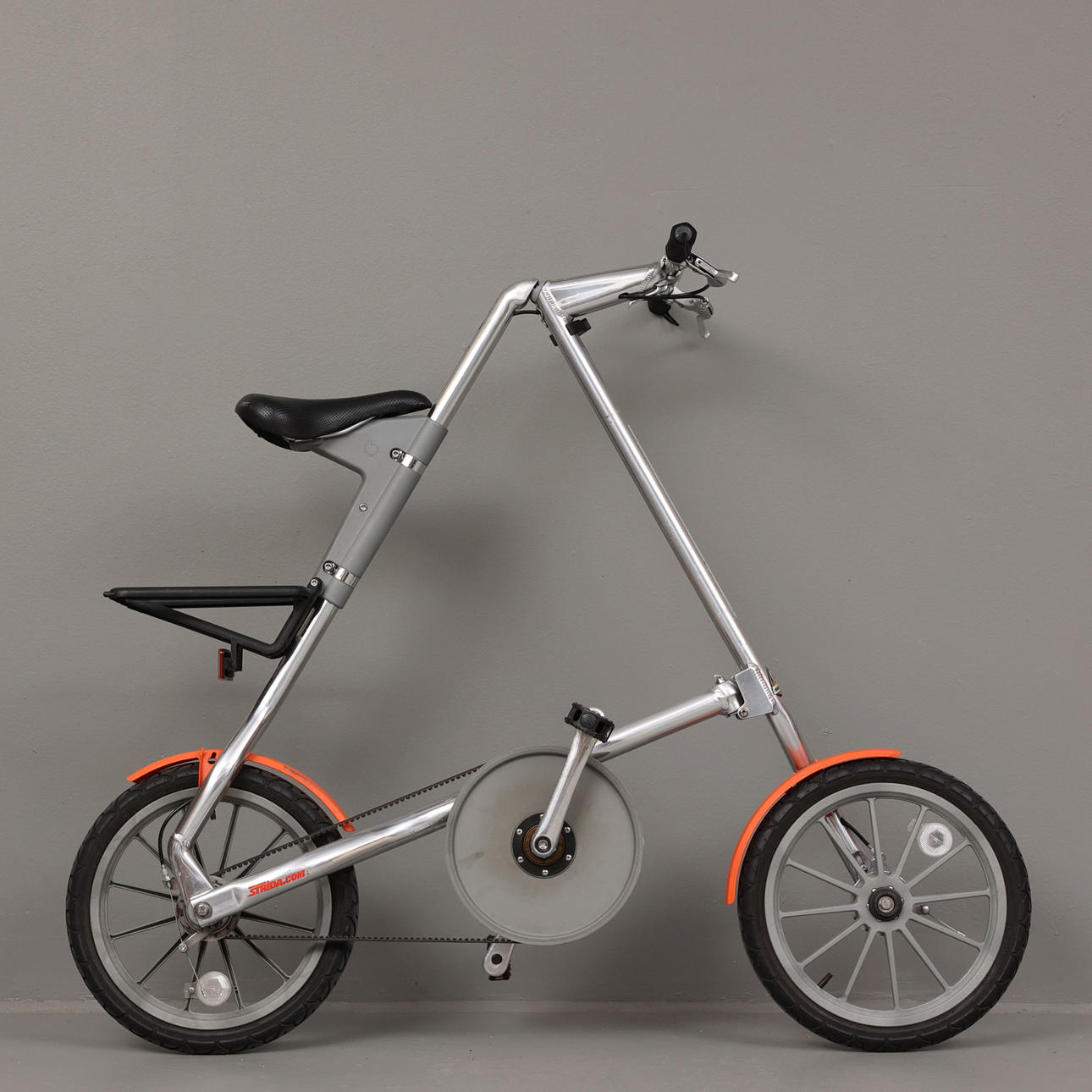 CYKEL, Strida, 12 tum. Fordon, Båtar & Delar - Cyklar - Auctionet