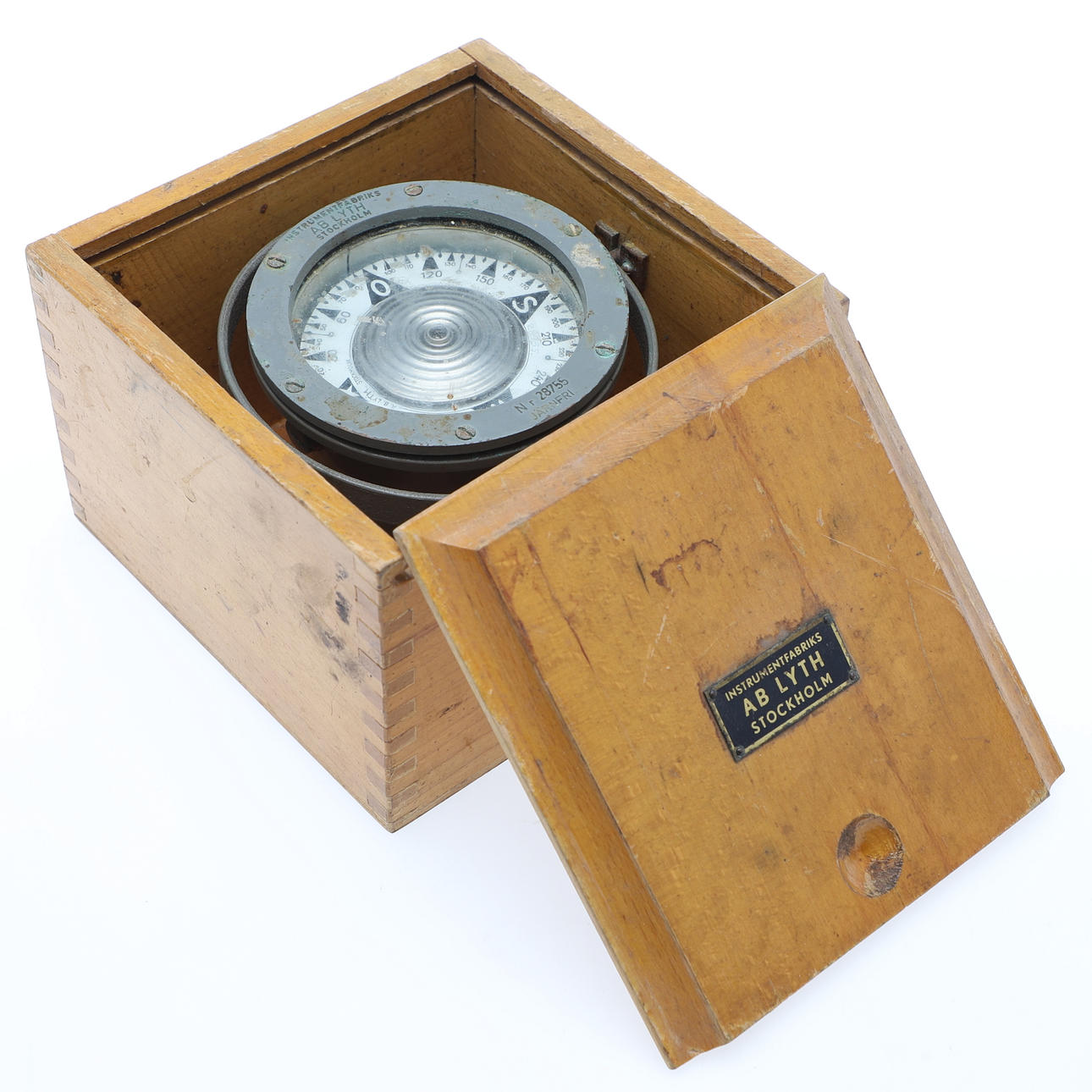 KOMPASS, trälåda, AB Lyth, Stockholm, 1900-talets första hälft ...