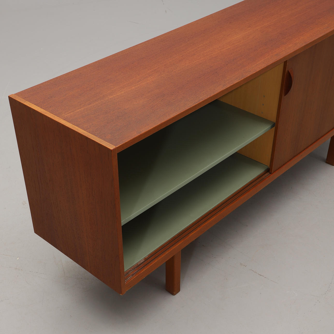 SIDEBOARD, Ulferts, Tibro. Möbler - Skåp & Hyllor - Auctionet