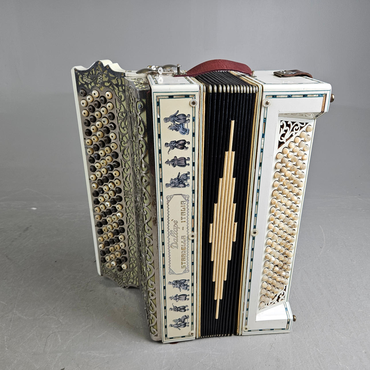 ACCORDION, Dallape, Stradella, Italy. Collectables - Musical ...