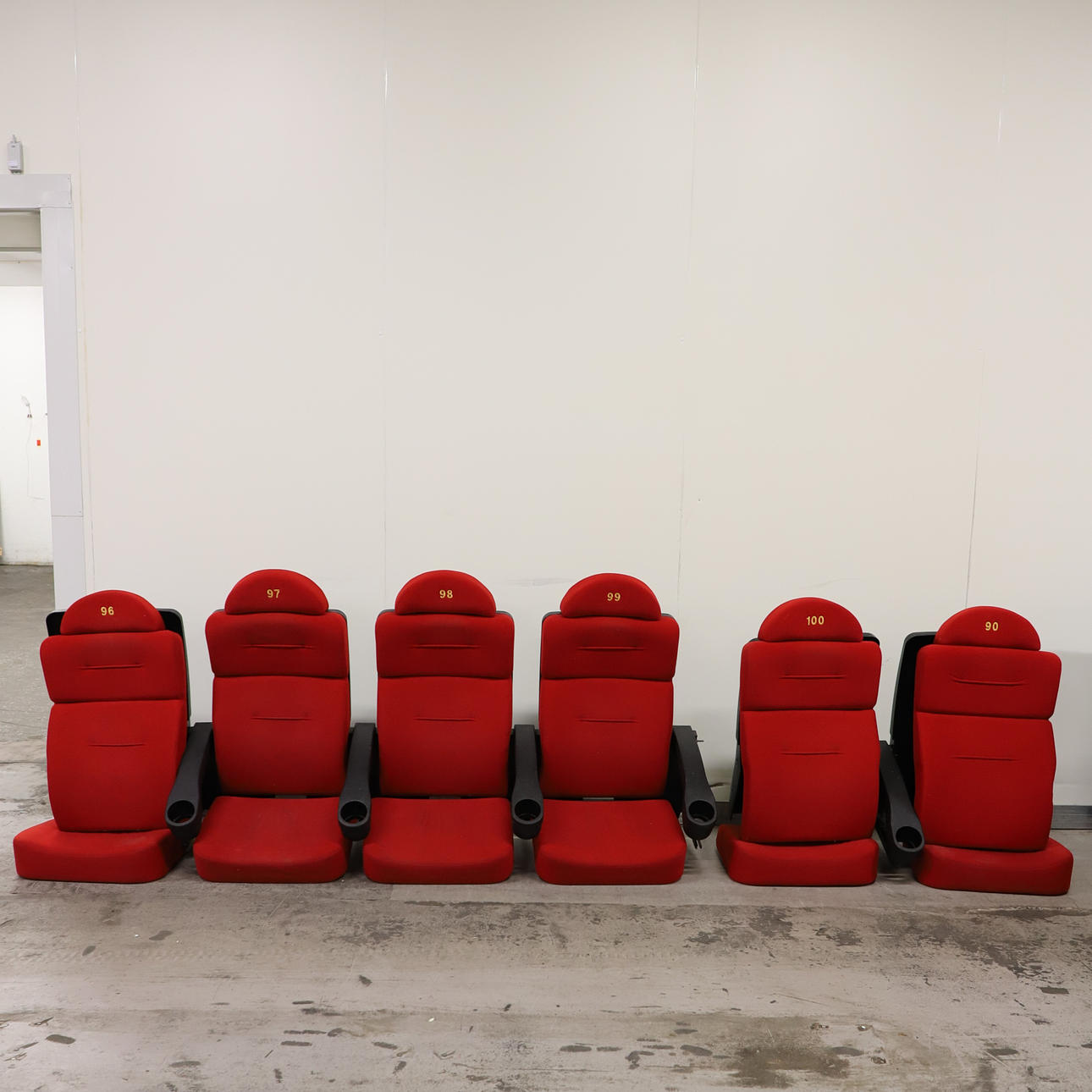 BIOGRAFSTOLAR, 4+2 st stolar, Ezcaray. Möbler - Fåtöljer & Stolar ...