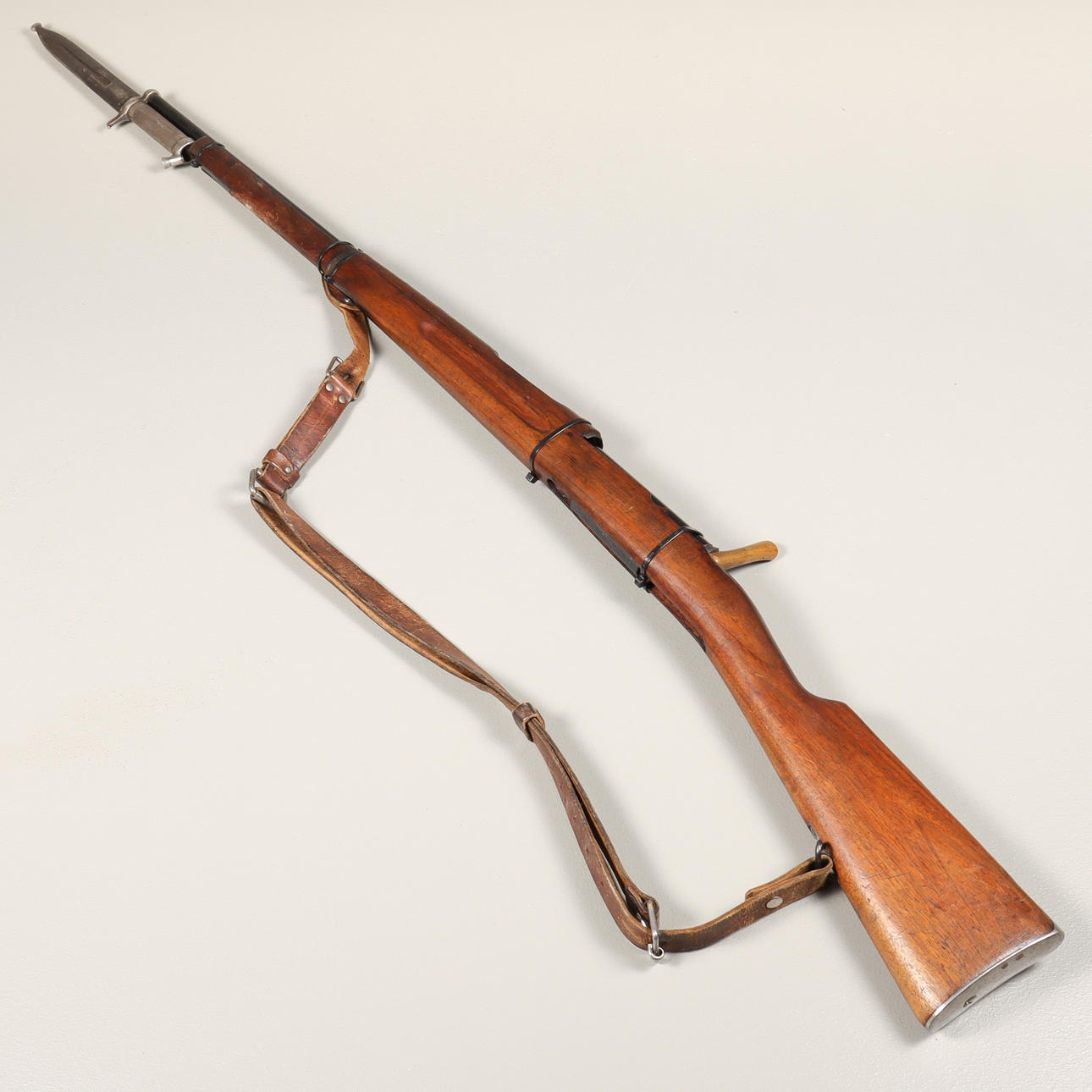 RIFLE STOCK w/1896 & BAYONET. Weapons & Militaria - Airguns - Auctionet