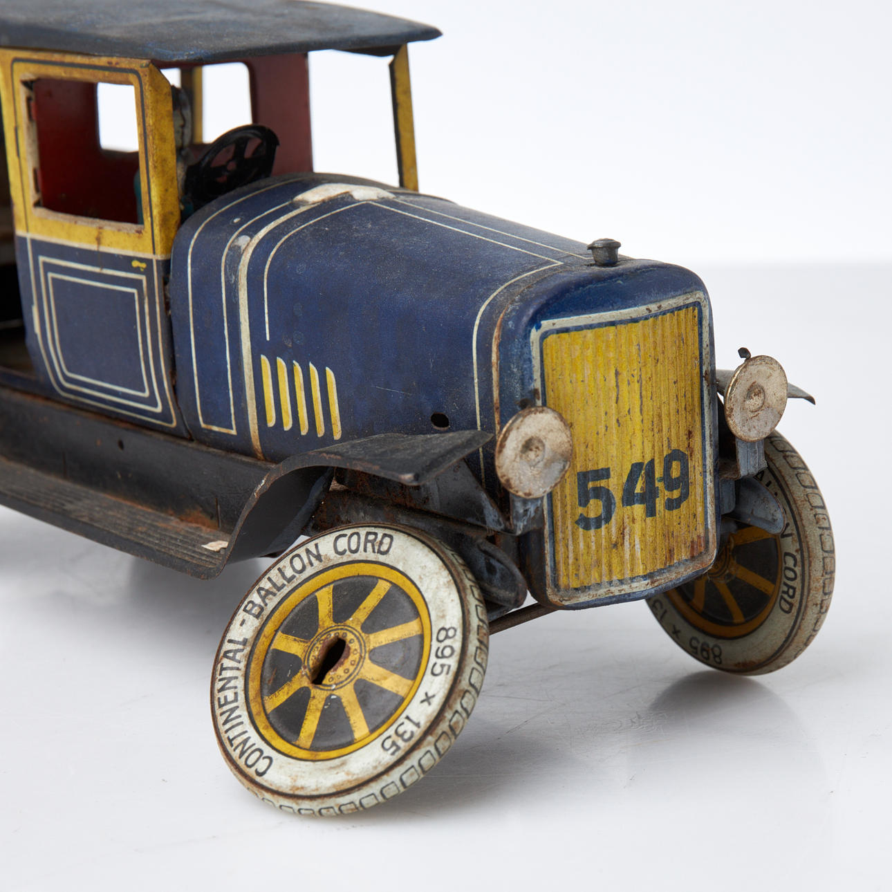 LEKSAKSBIL, 1900-talets första hälft, plåt, Tyskland. Leksaker ...