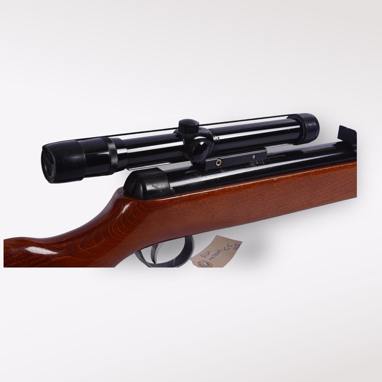 LUFTGEVÄR, BSA Meteor. Vapen & Militaria - Skjutvapen - Auctionet