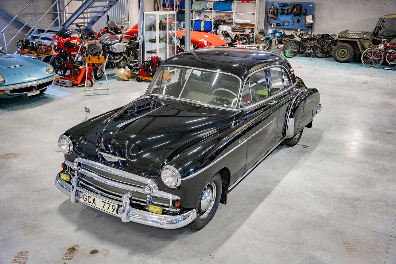 CHEVROLET STYLELINE DELUX 2103, årsmodell 1950, USA. Fordon, Båtar ...