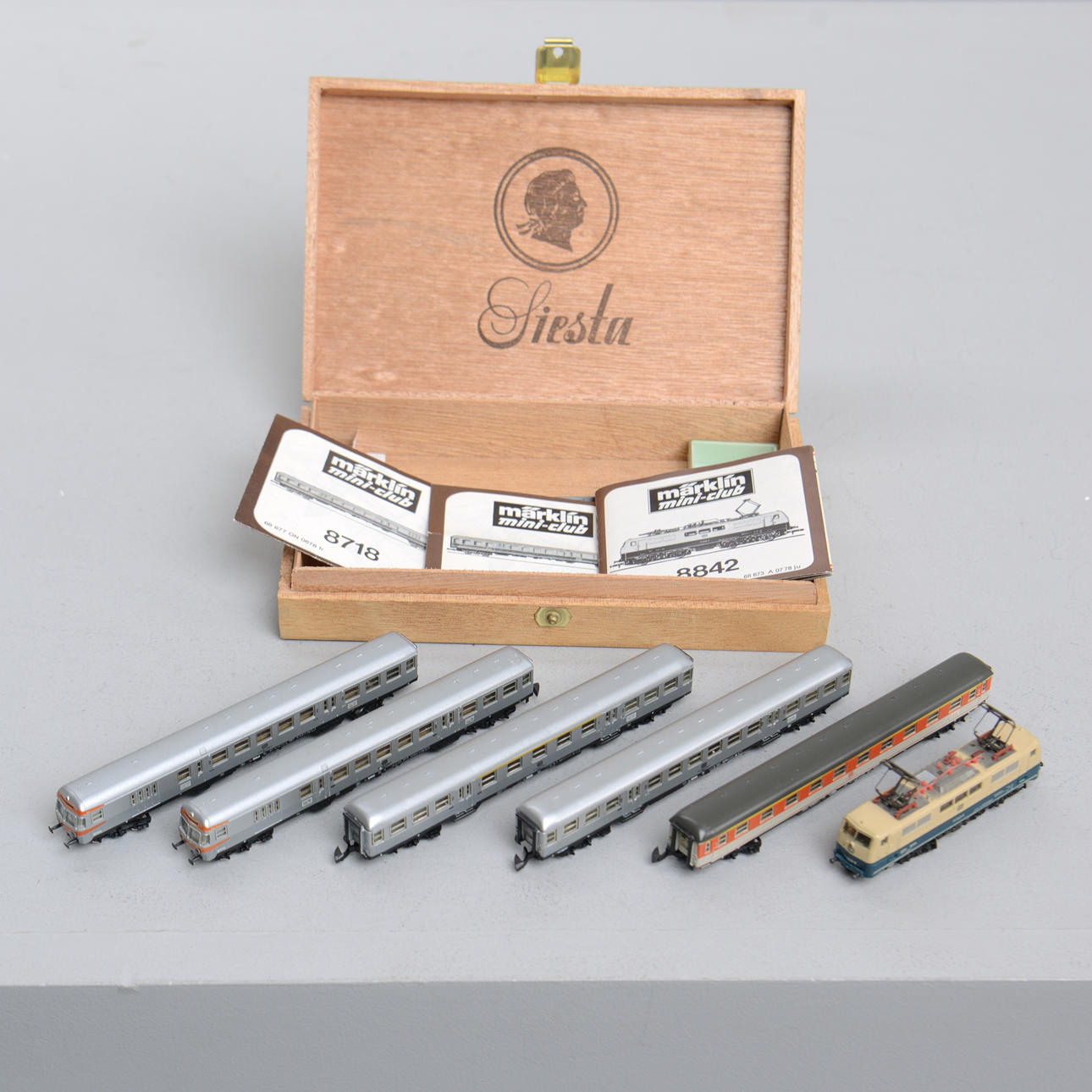 MÄRKLIN, 8842, 8718, lok samt 5 personvagnar, Z-skala. Leksaker ...