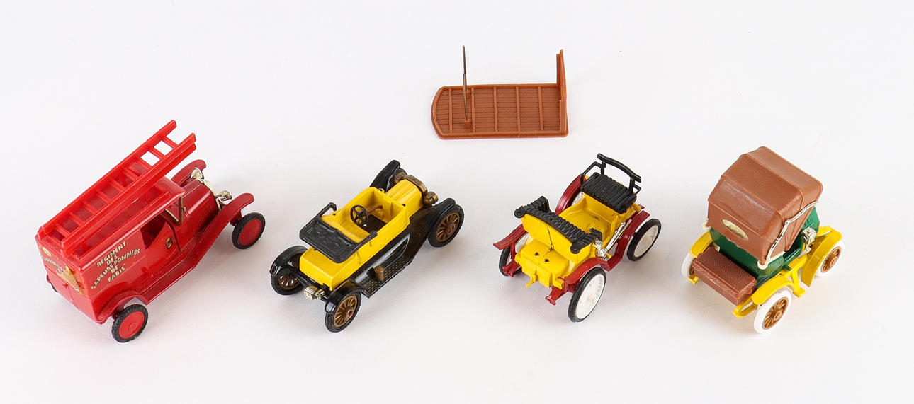 BILAR 4 stycken. Leksaker - Leksaker - Auctionet