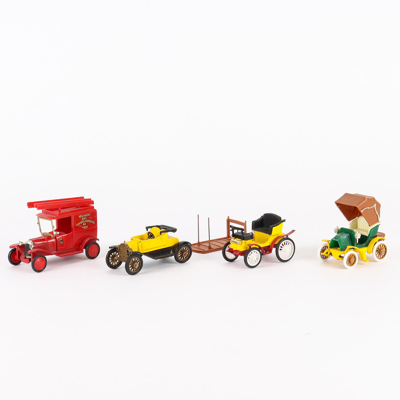 BILAR 4 stycken. Leksaker - Leksaker - Auctionet