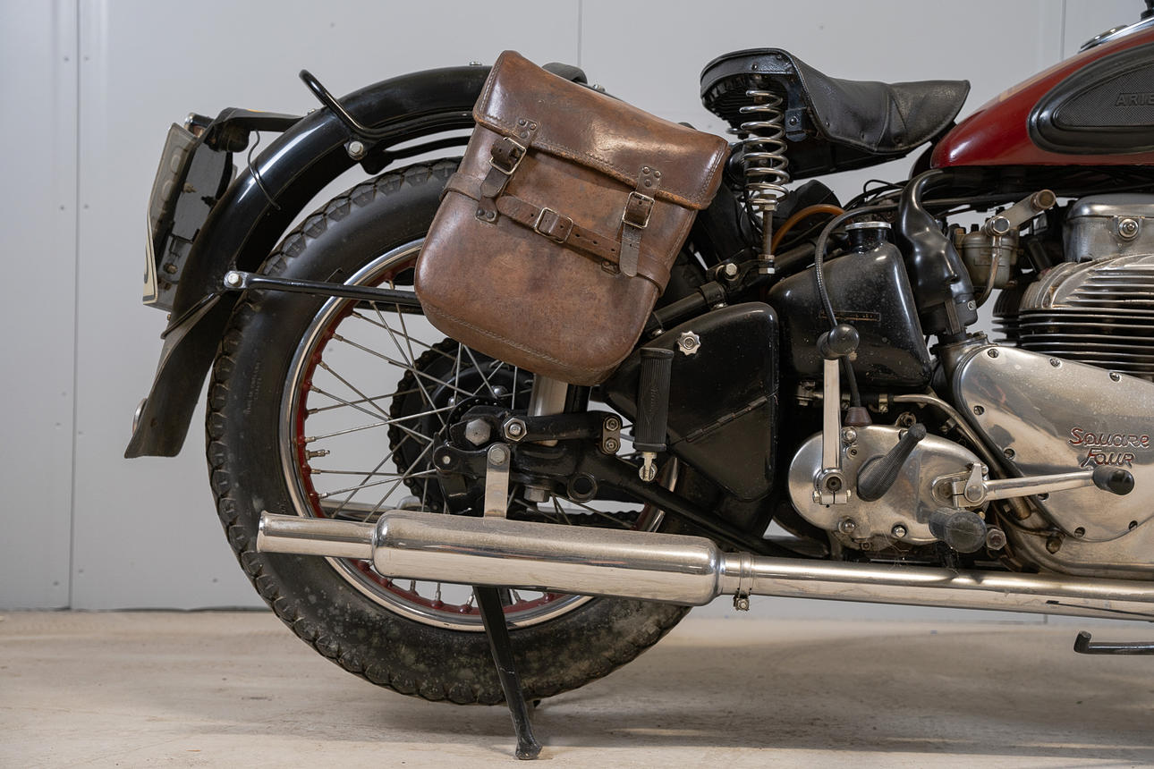 ARIEL, modell 4G Square Four, 1949, England. Fordon, Båtar & Delar ...