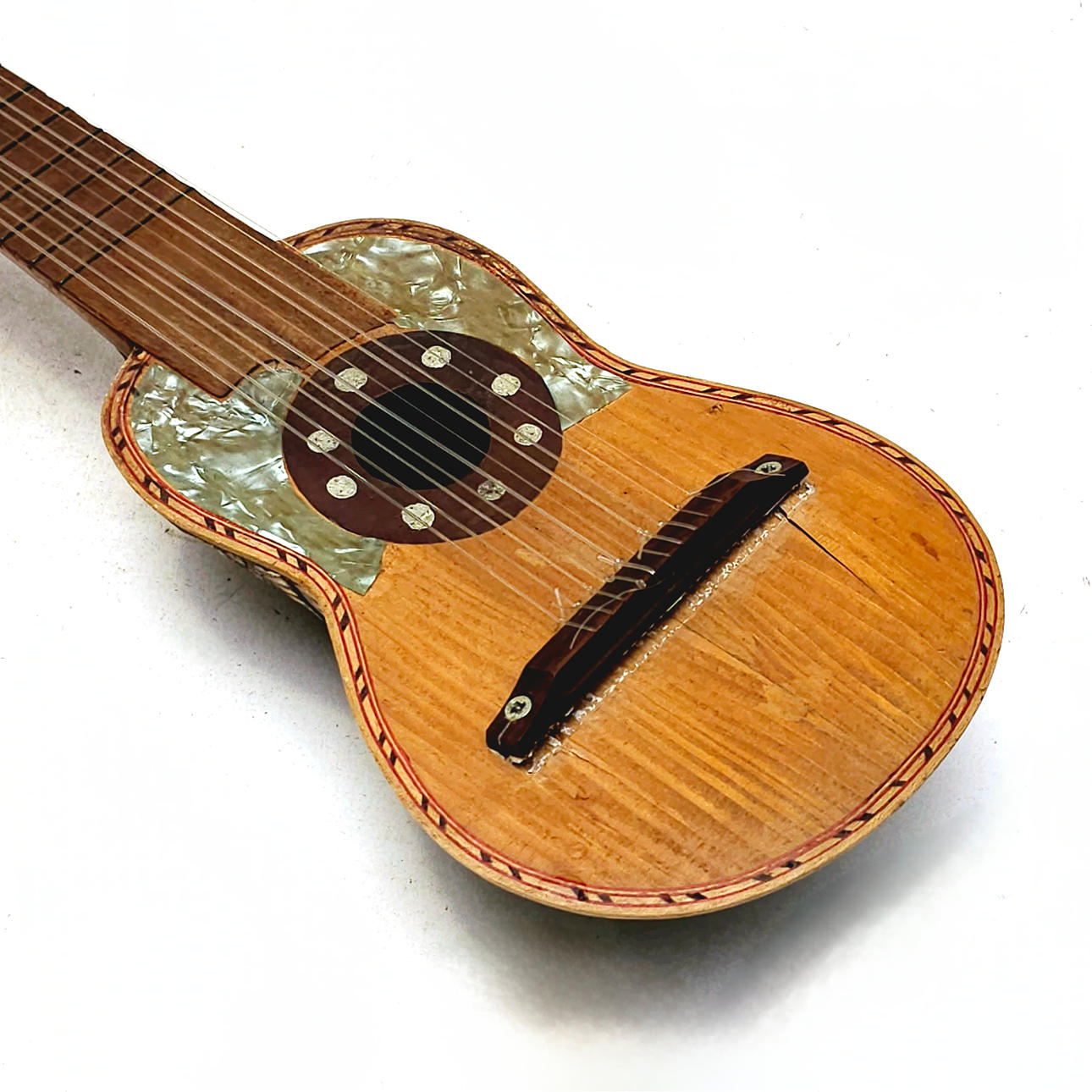 OLD CHARANGO DE QUIRQUINCHO. BEGINNING OF THE 20TH CENTURY ...