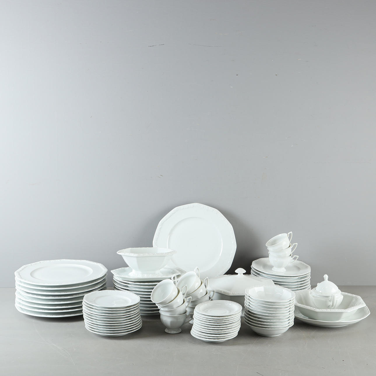 ROSENTHAL, “Maria Weiss/Maria vit”, food and coffee set, 67 dlr ...
