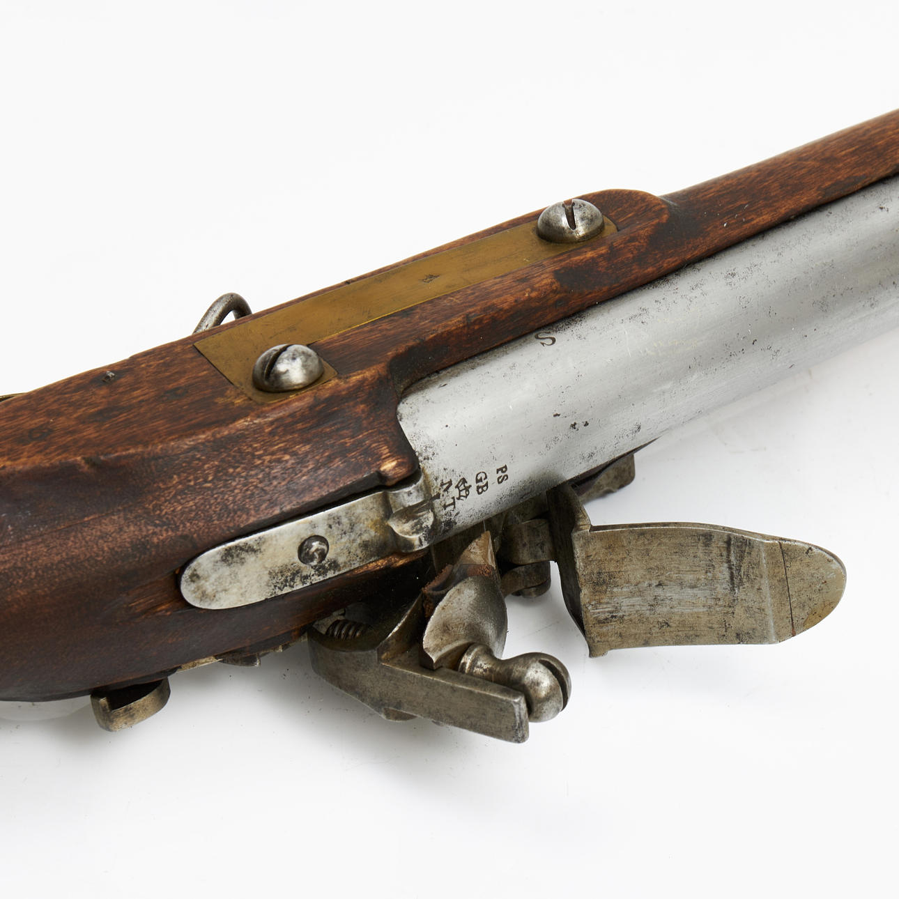 FLINTLÅSGEVÄR, Svensk, M/1815. Vapen & Militaria - Skjutvapen - Auctionet