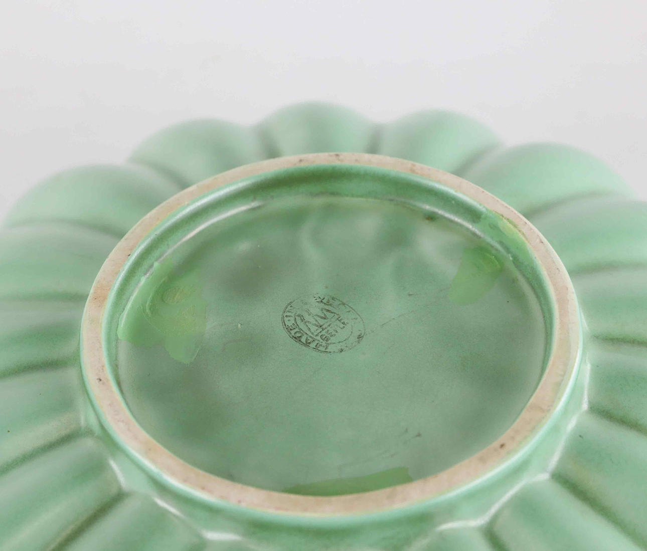 ARTHUR PERCY. Skål med blomsteruppsats, flintgods, art déco, Gefle ...