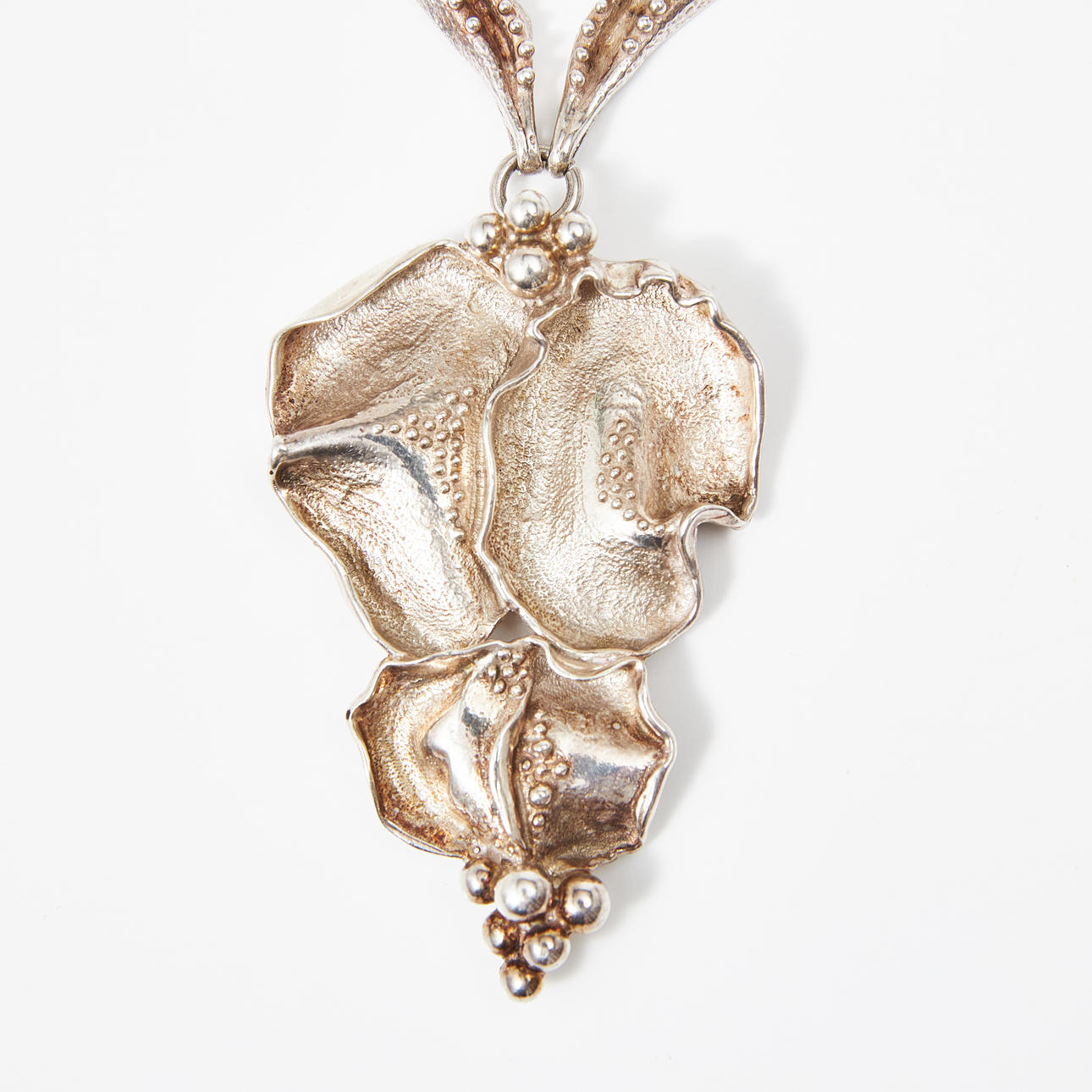 THERESIA HVORSLEV. Halsband med integrerat hänge, sterlingsilver ...