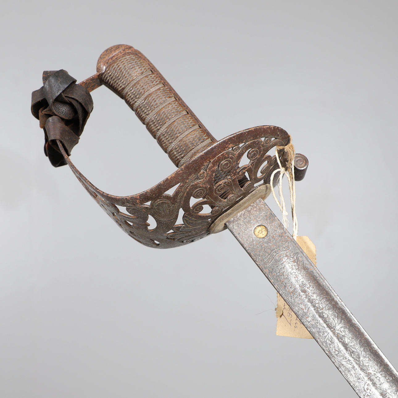 AN 1887 PATTERN HEAVY CAVALRY OFFICERS SWORD NAMED TO THE DORSET ...