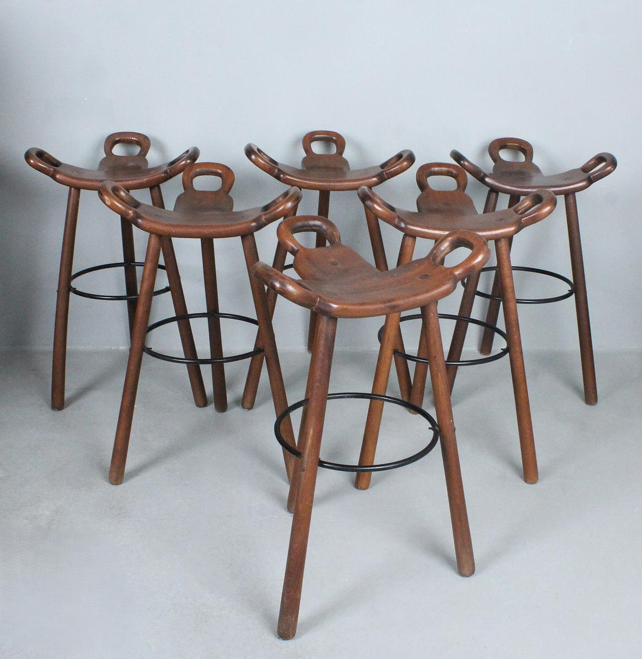 SERGIO RODRIGUES. Confonorm. Brutalist bar stool set, 'Marbella' model ...
