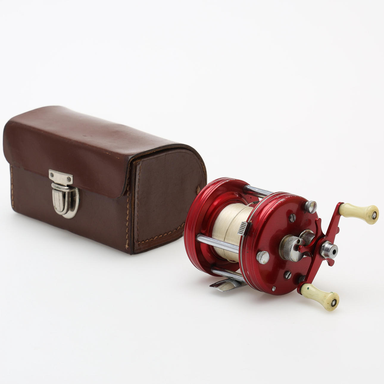 FISKERULLE, med fodral, Ambassadeur, No 5000, Ab Urfabriken Svängsta, 1900-talets mitt ...