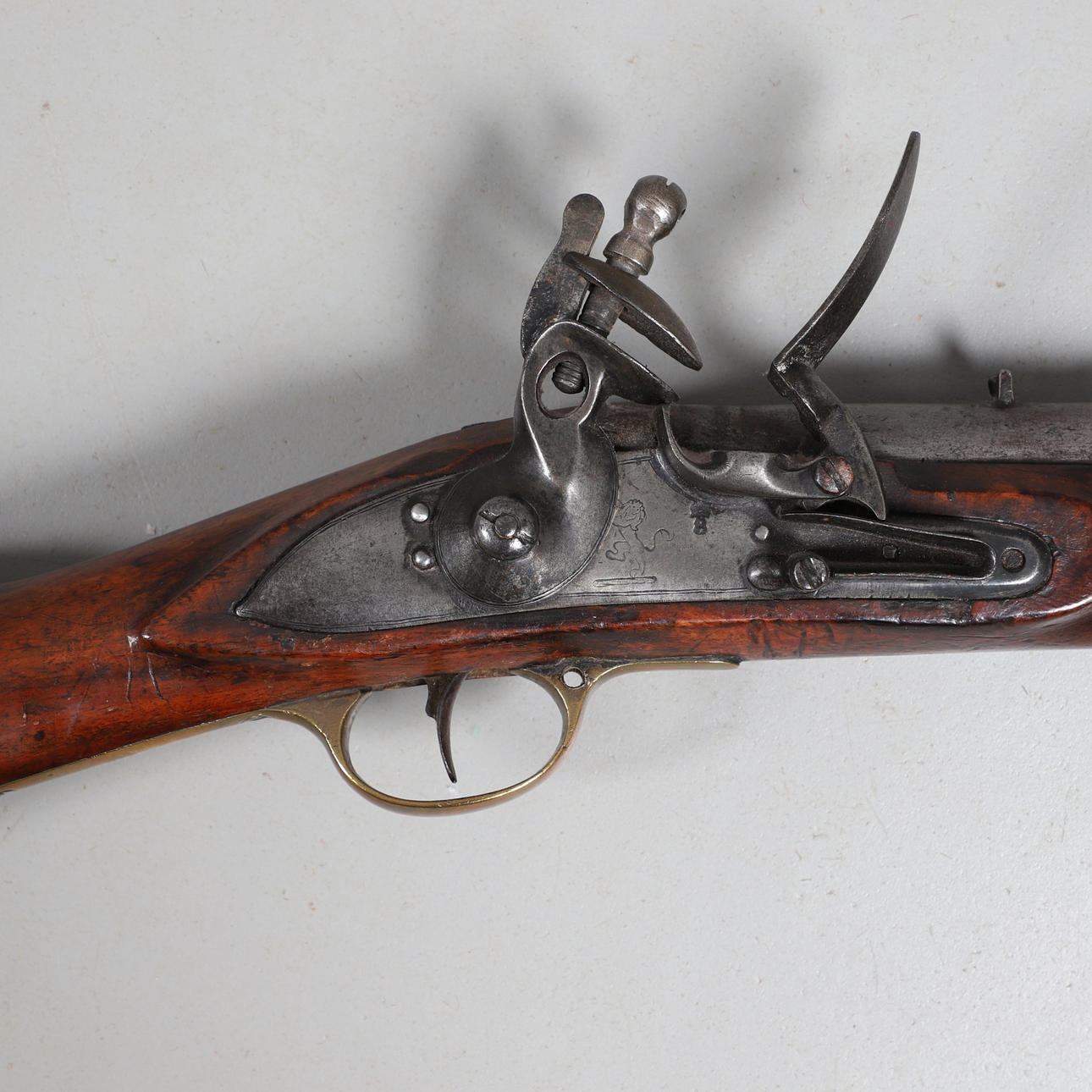 AN EAST INDIA COMPANY BROWN BESS FLINTLOCK MUSKET. Weapons & Militaria ...