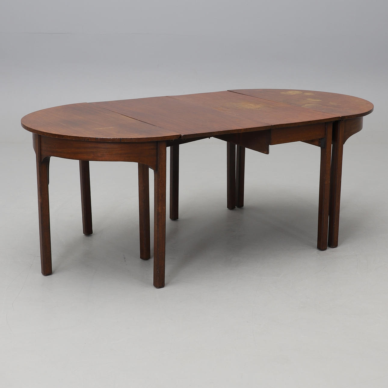 MATBORD, 3 delar, England 1800-tal. Möbler - Bord - Auctionet