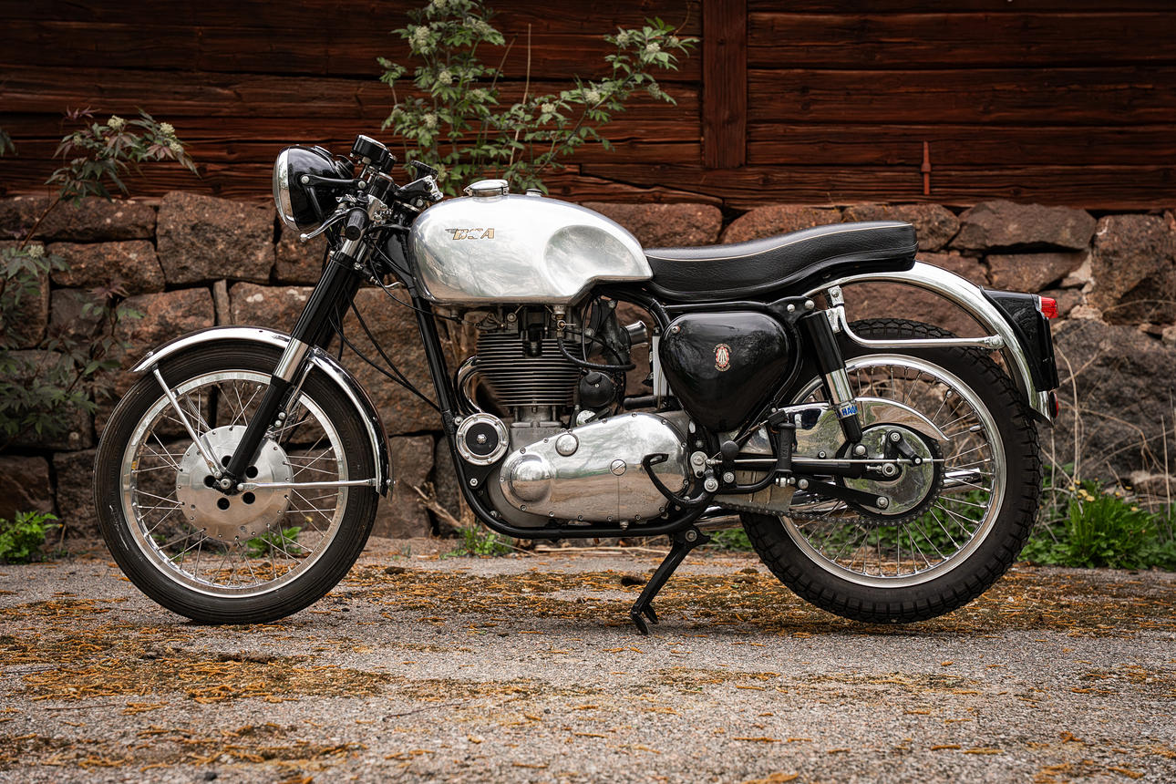 BSA, modell DB34 Gold Star, Clubman, 1961, England. Fordon, Båtar ...