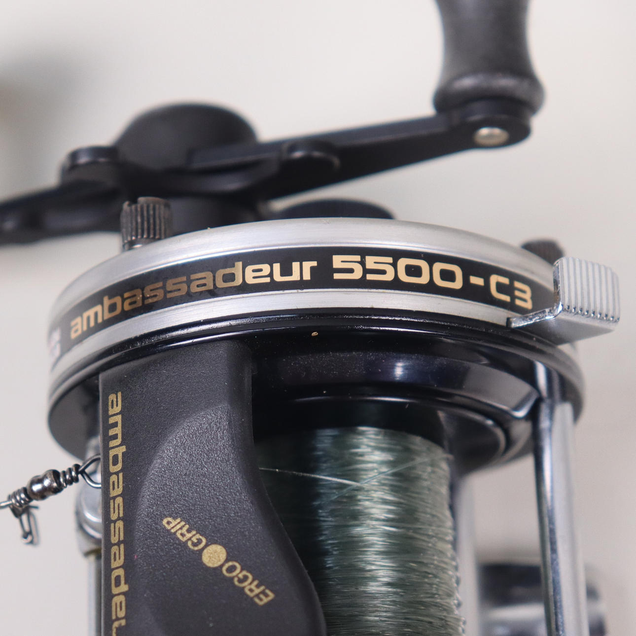 ABU Ambassadeur 5500-C3, fiskerulle. Samlarföremål - Fiskeutrustning - Auctionet