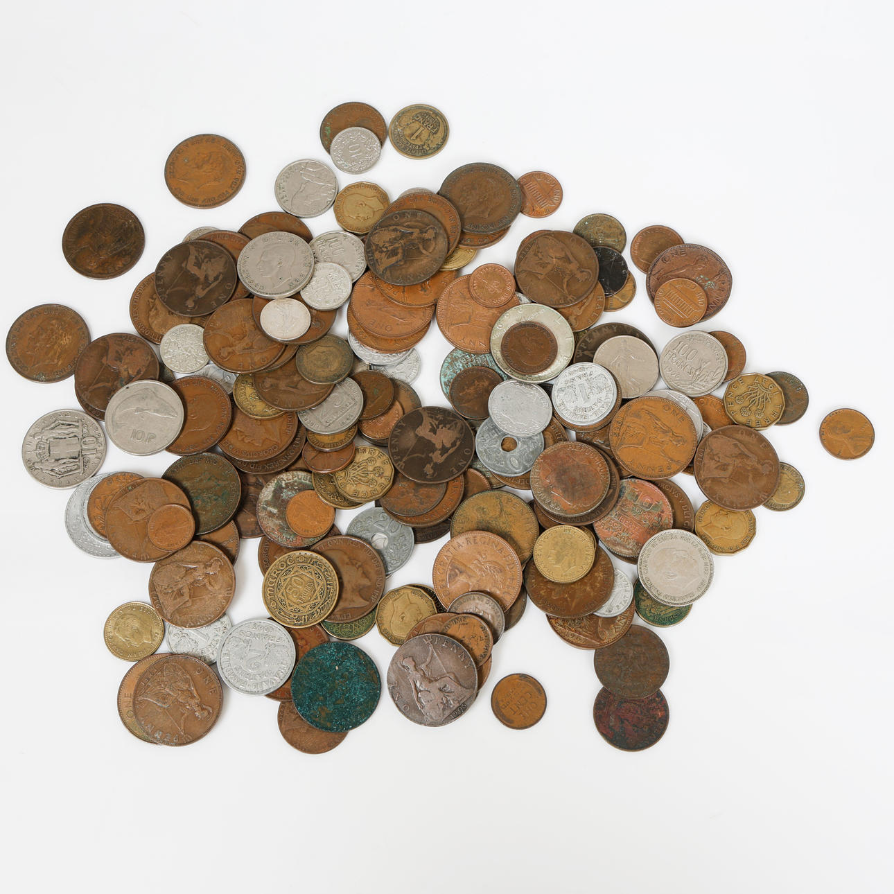COLLECTION OF WORLD COINS. Coins, Medals & Stamps - Coins - Auctionet
