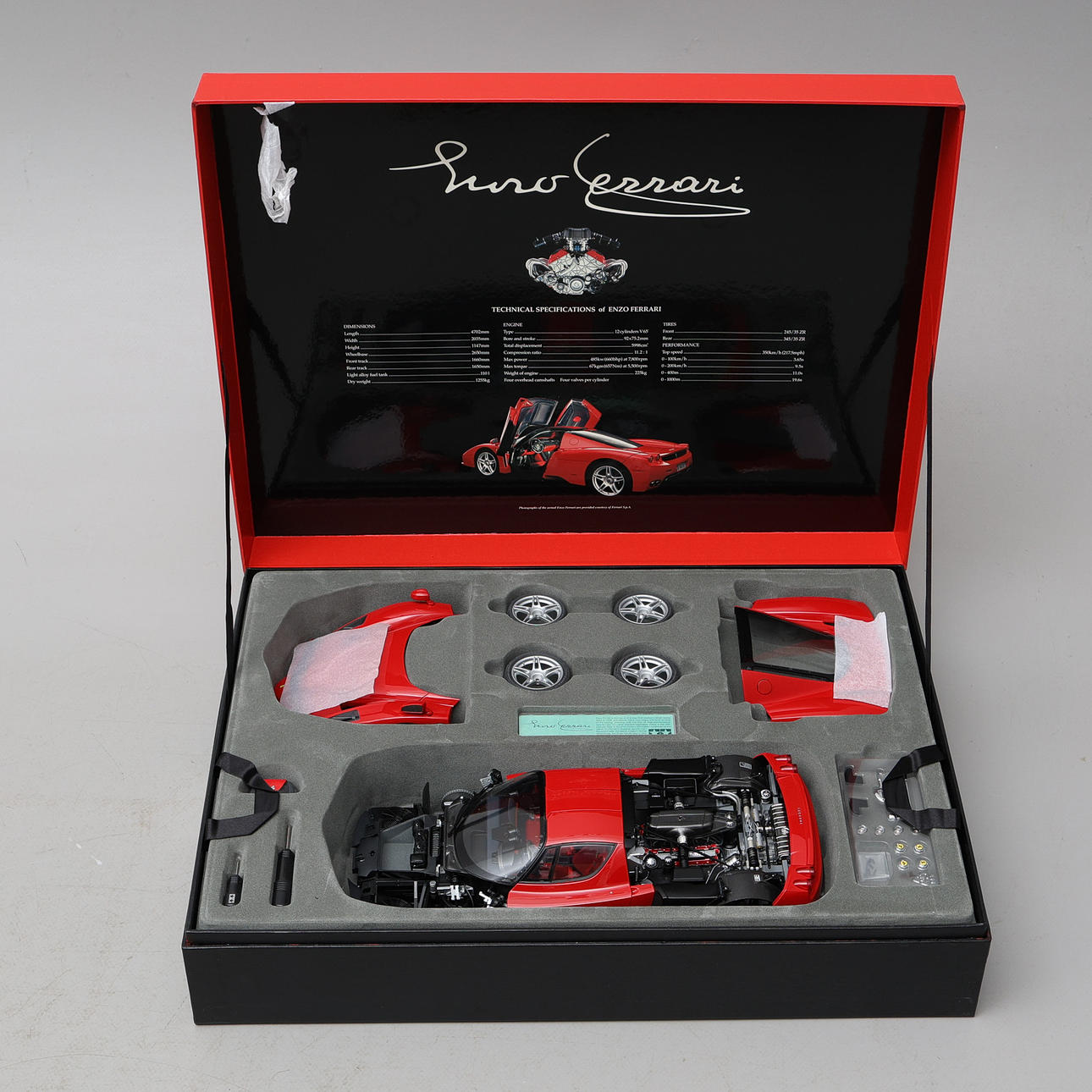 MODEL CAR, ENZO FERRARI, COLLECTOR'S CLUB SPECIAL, TAMIYA, SCALE 1:12 ...