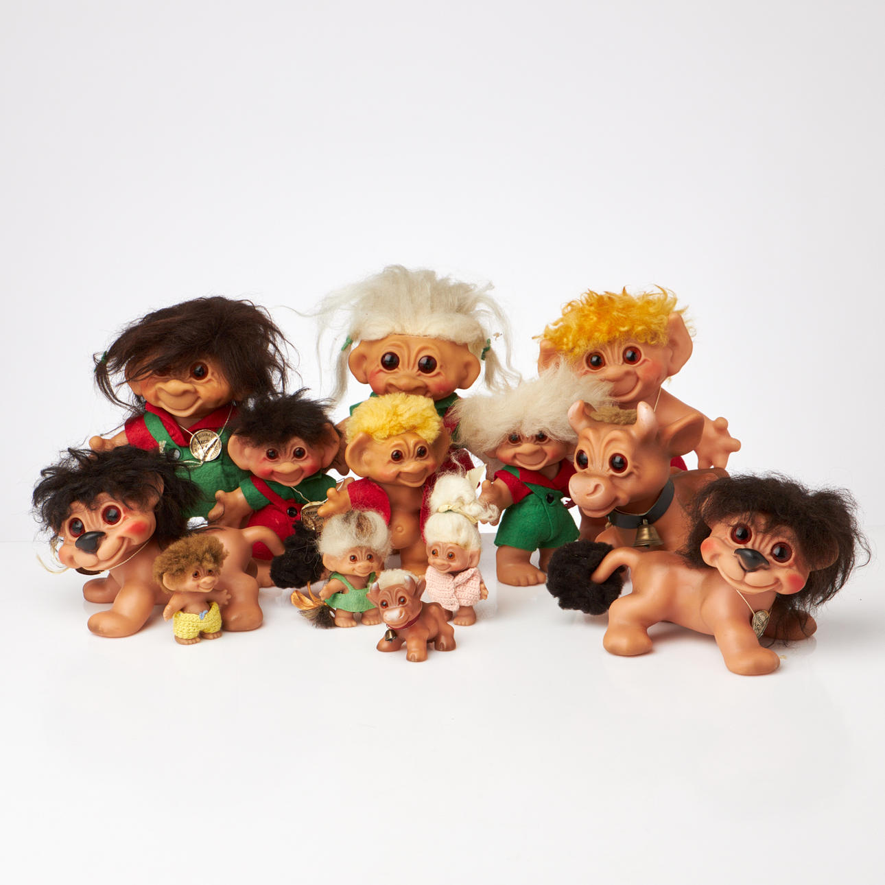 THOMAS DAM. 13 plastic trolls and animals, second half of the 20th ...