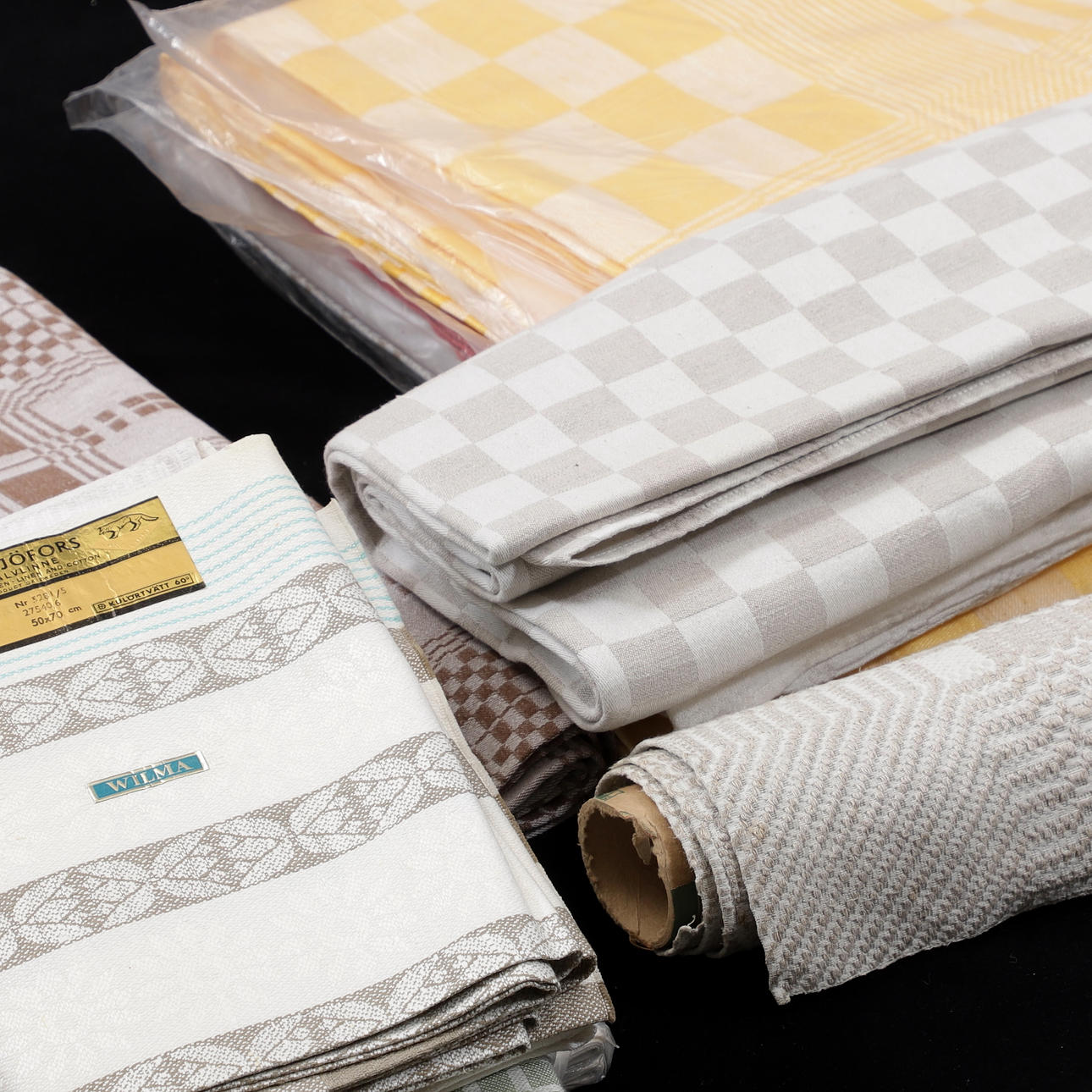 DUKAR mm, bla linne, 1900-tal. Mattor & Textil - Textil - Auctionet