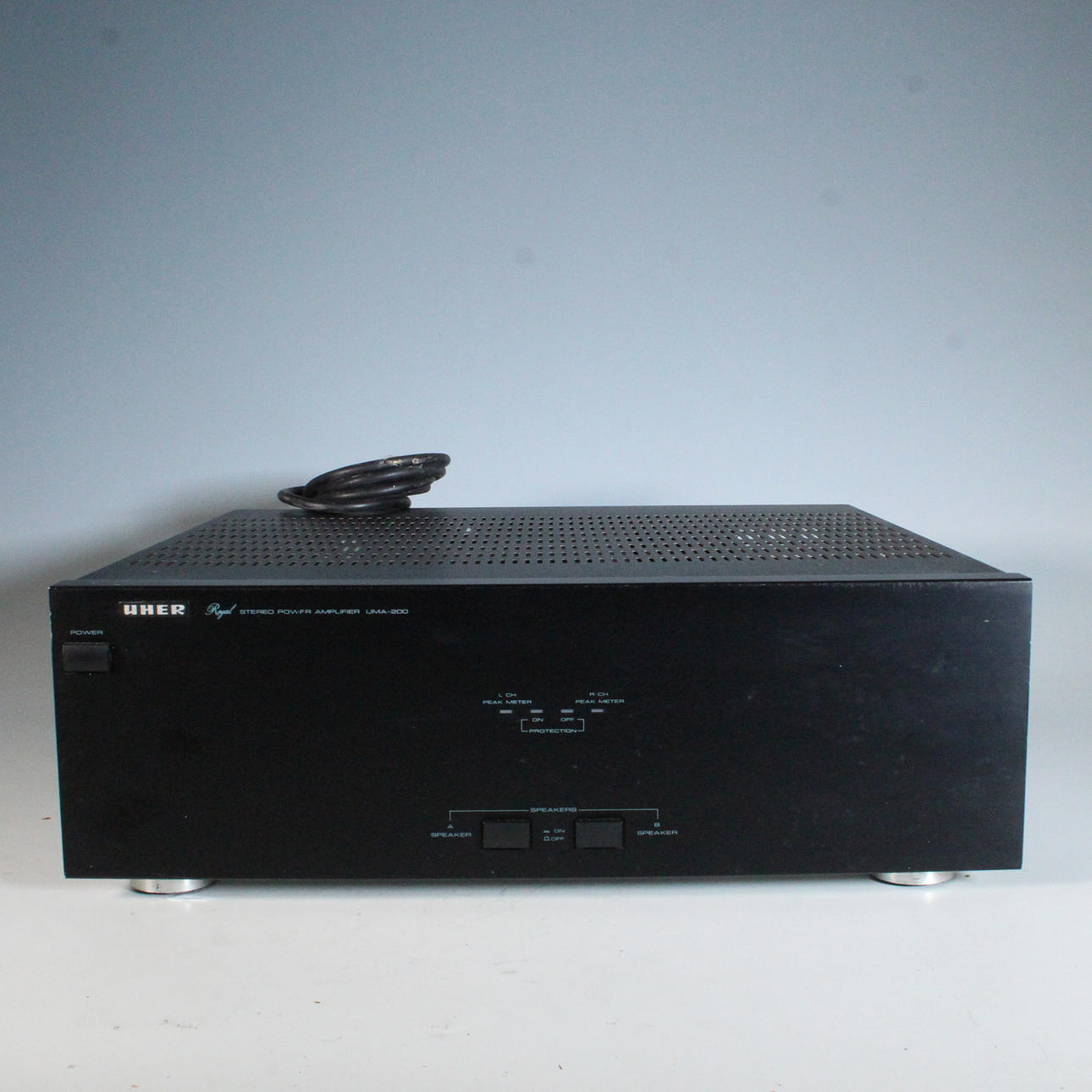 UHER. Amplifier, Harman/Kardon, Royal Stereo Power Amplifier UMA-200 ...
