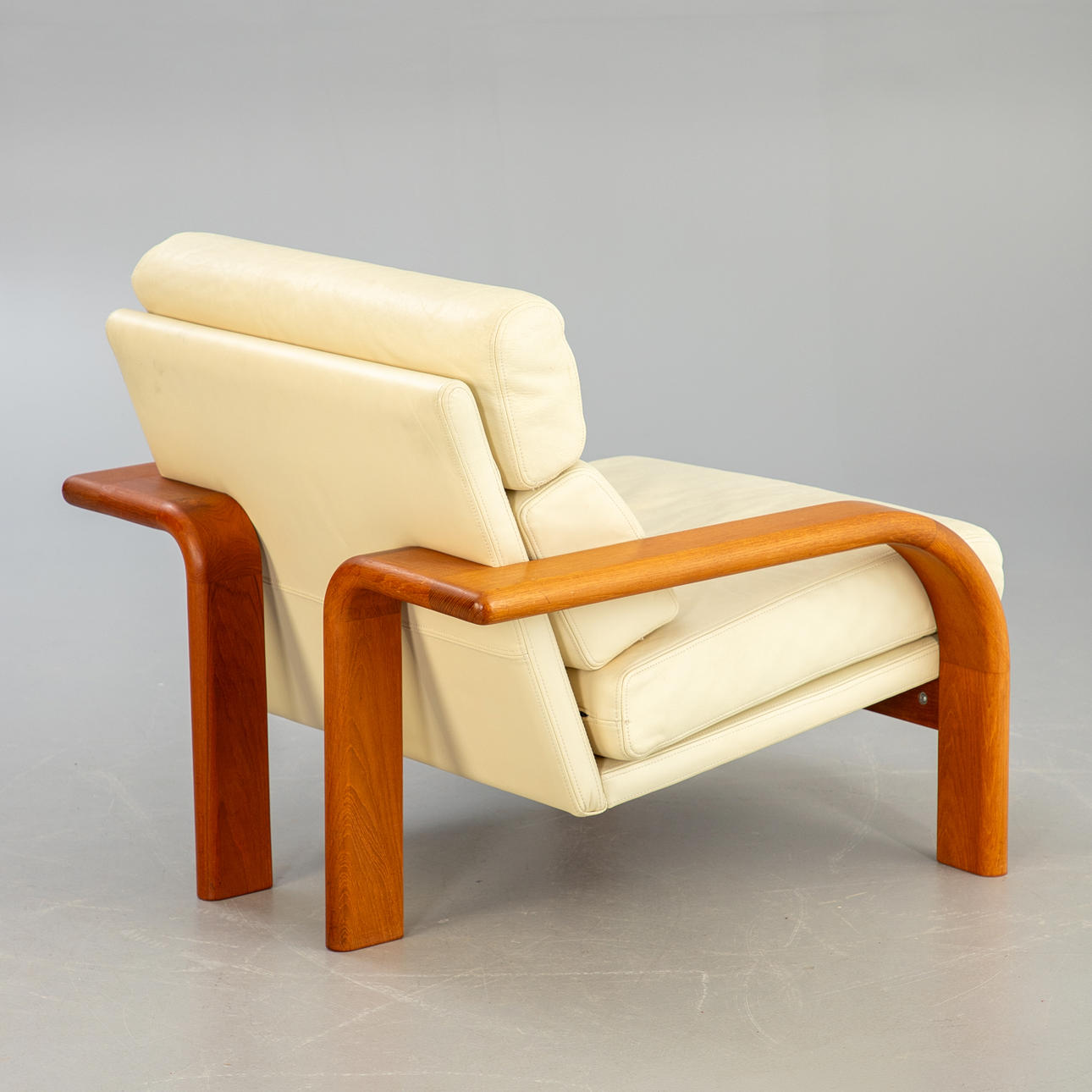 Komfort, läderfåtölj, Danmark, 2. Andra halvan av den 20 Jh. Möbler ...