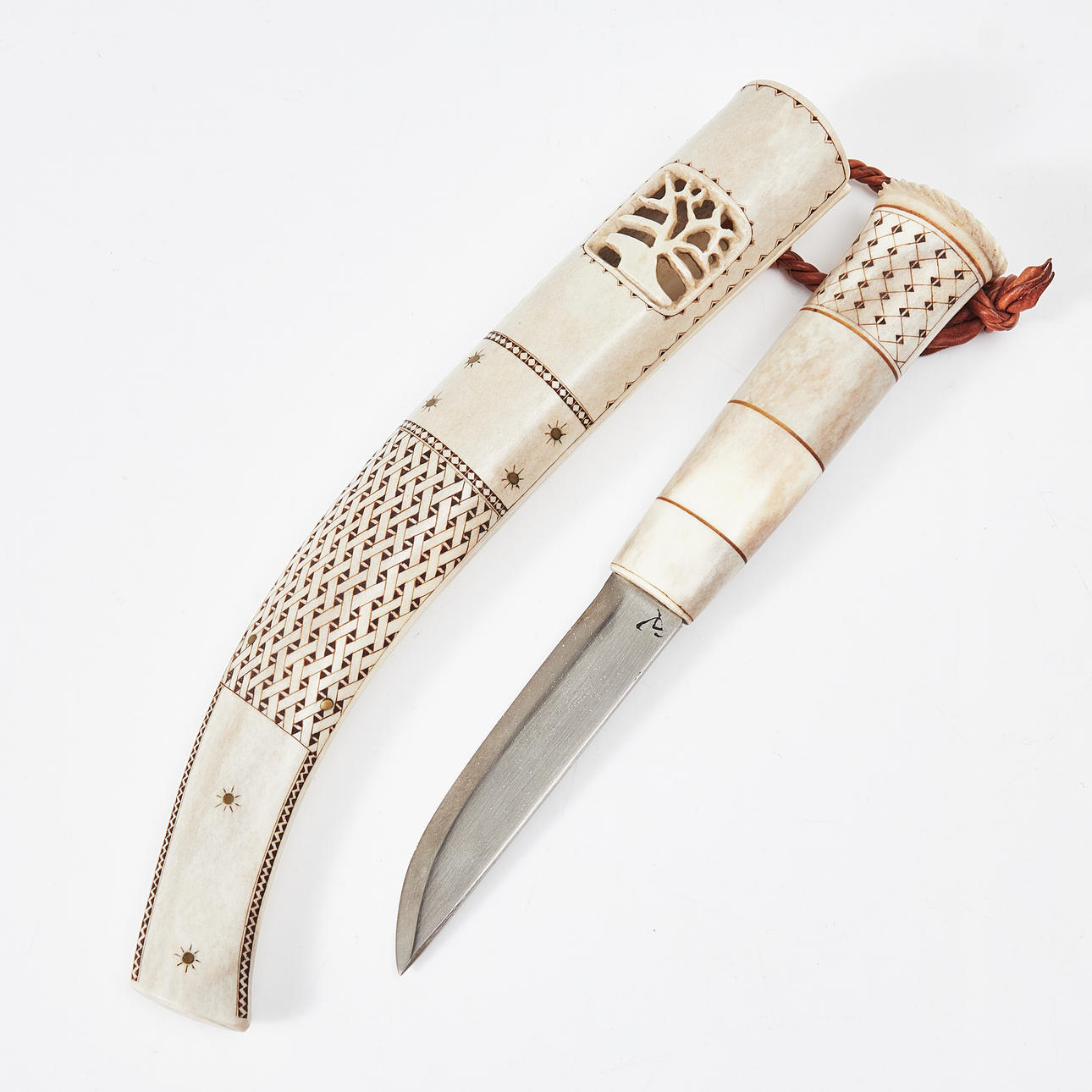 SVEN-ÅKE RISFJELL (FÖDD 1950). Vilhelmina, kniv, helhorn, sydsamisk ...