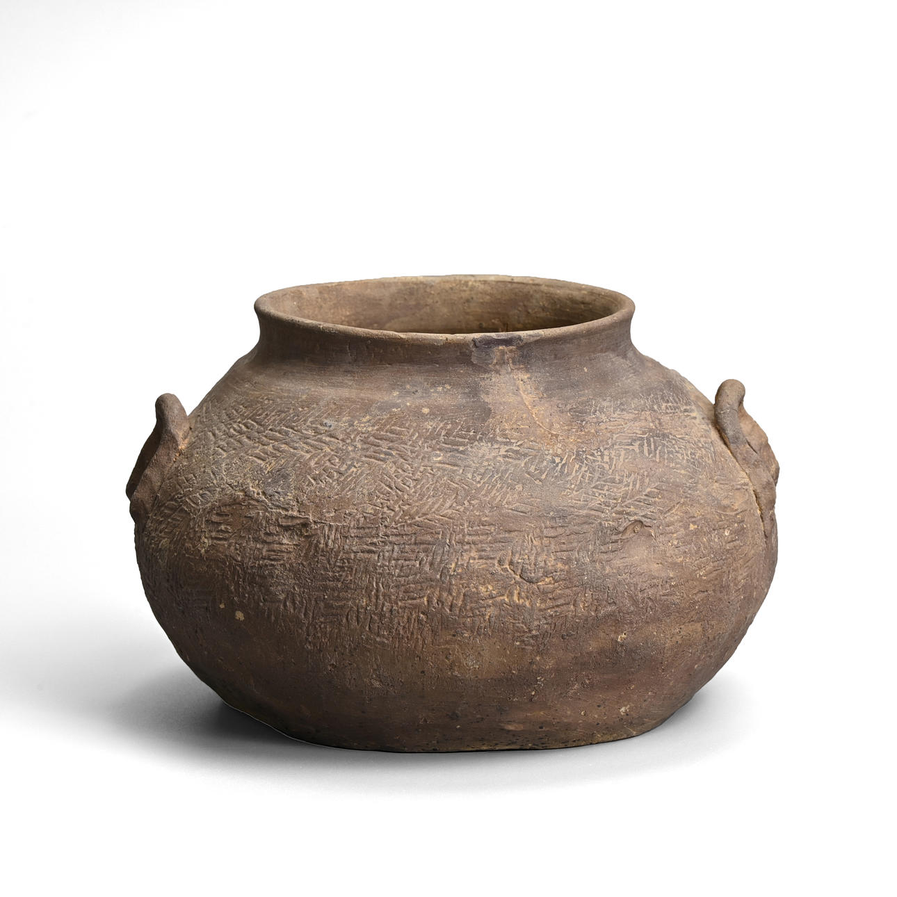 A RARE CHINESE POTTERY VESSEL, WESTERN ZHOU DYNASTY (1046-771 BC ...