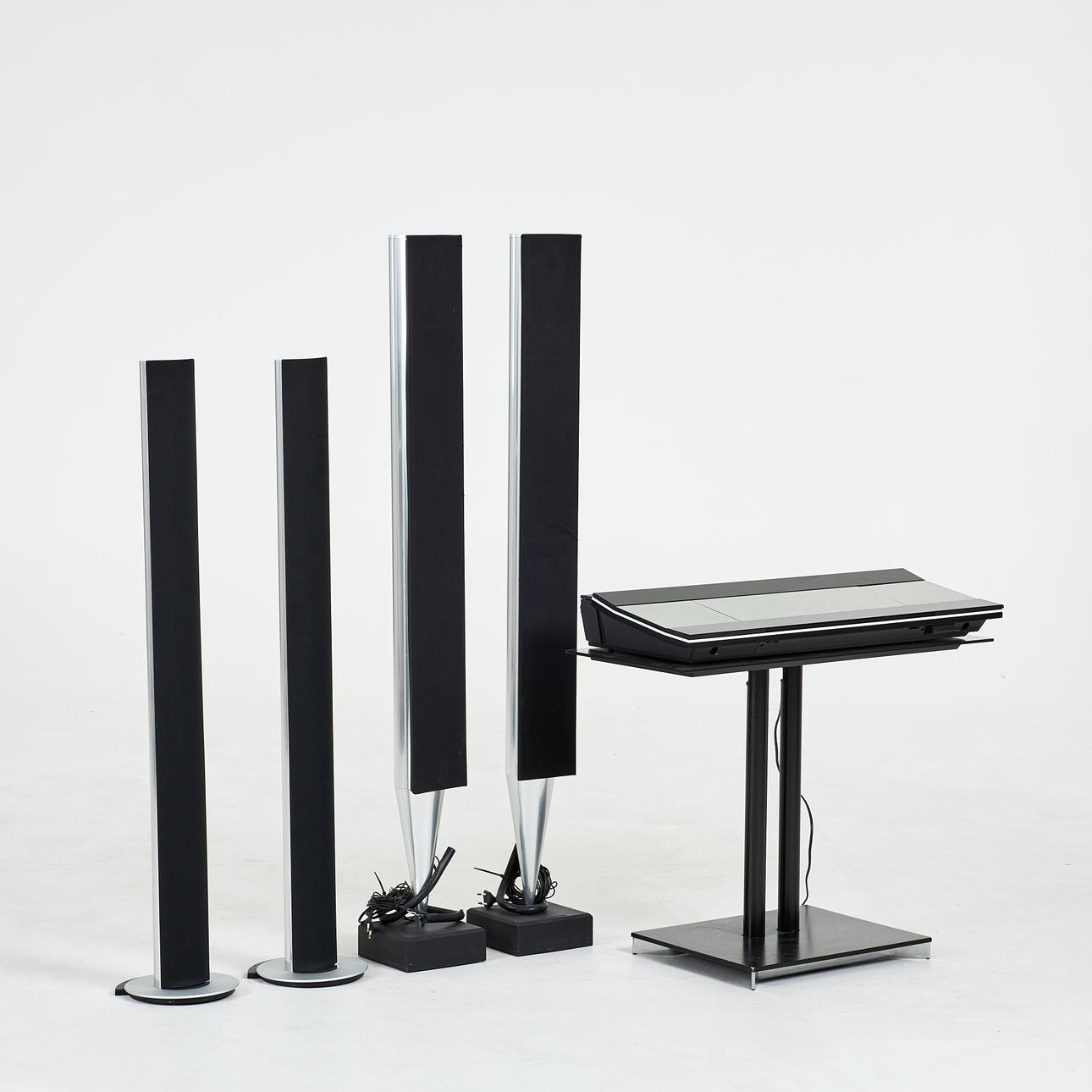 BANG OLUFSEN. 6 dlr, Beocenter 9500, Beolab 8000, Beolabb 6000, samt ...